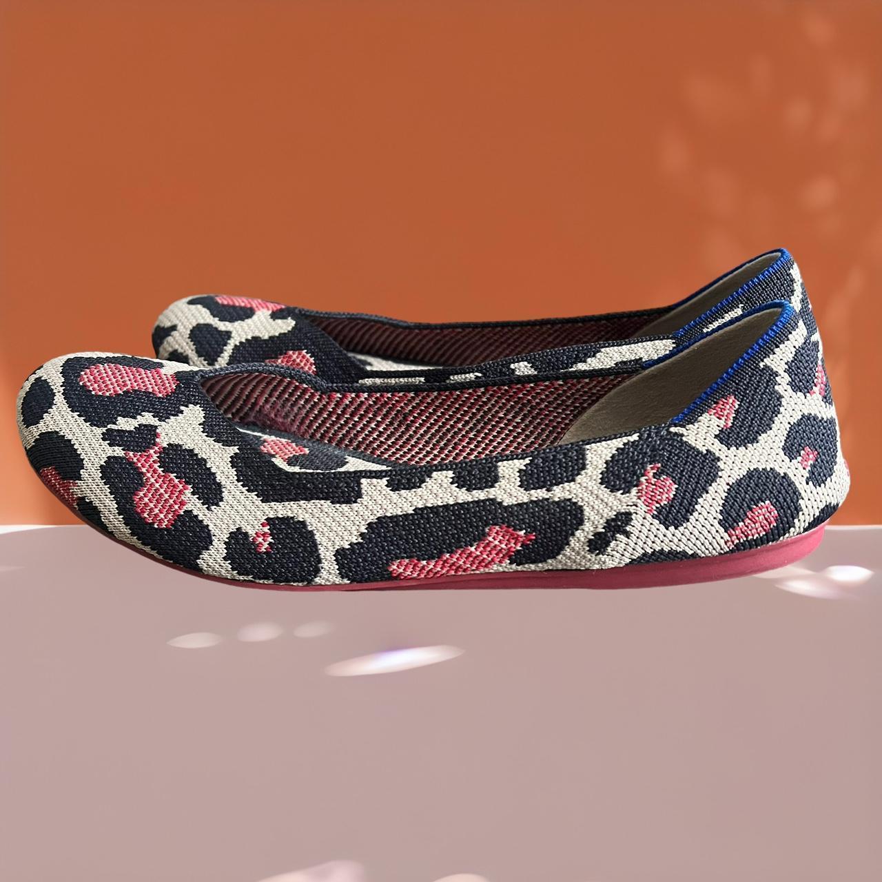 Womens size 8 Leopard print Rothy’s lightweight... - Depop