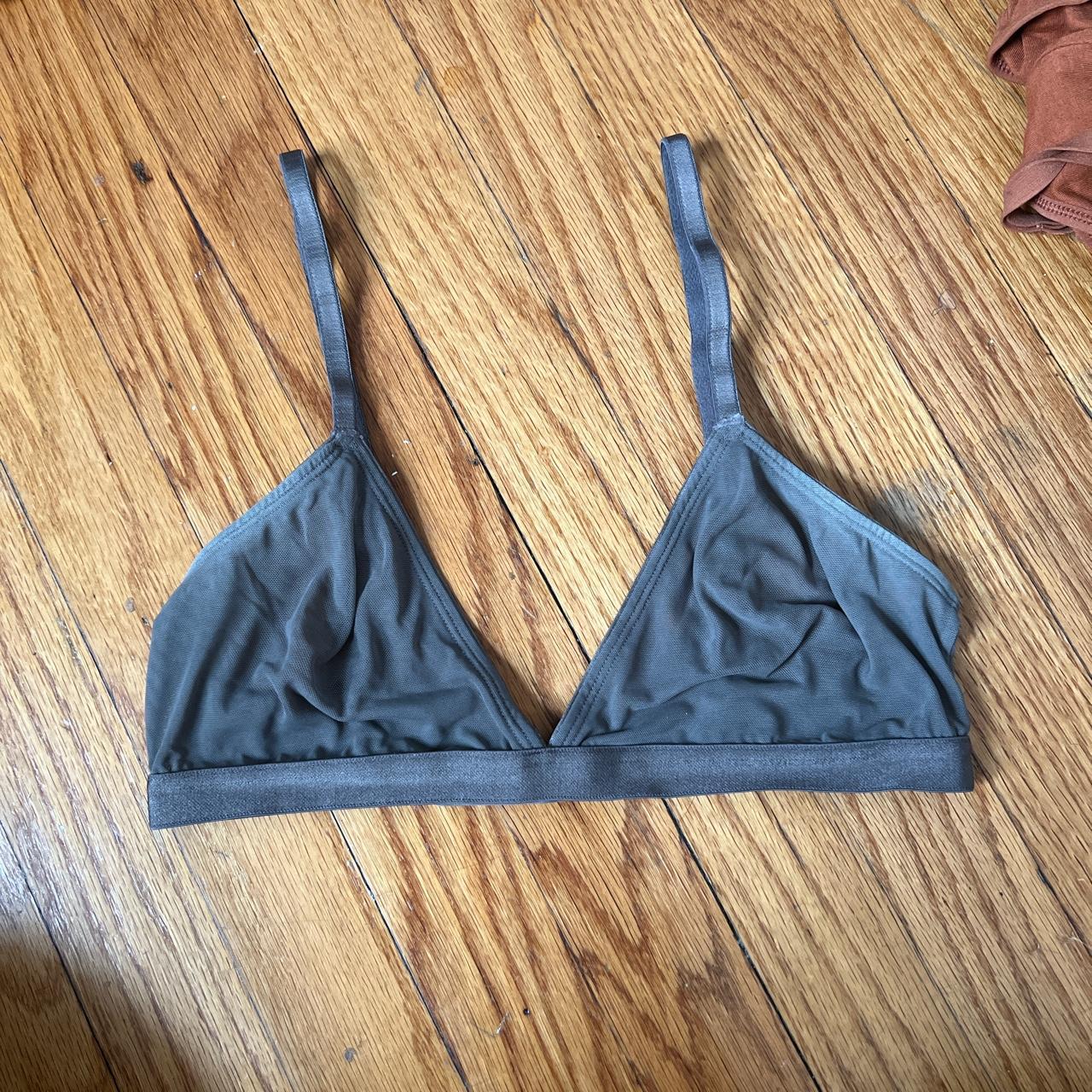 Parade Women's Grey Bra | Depop