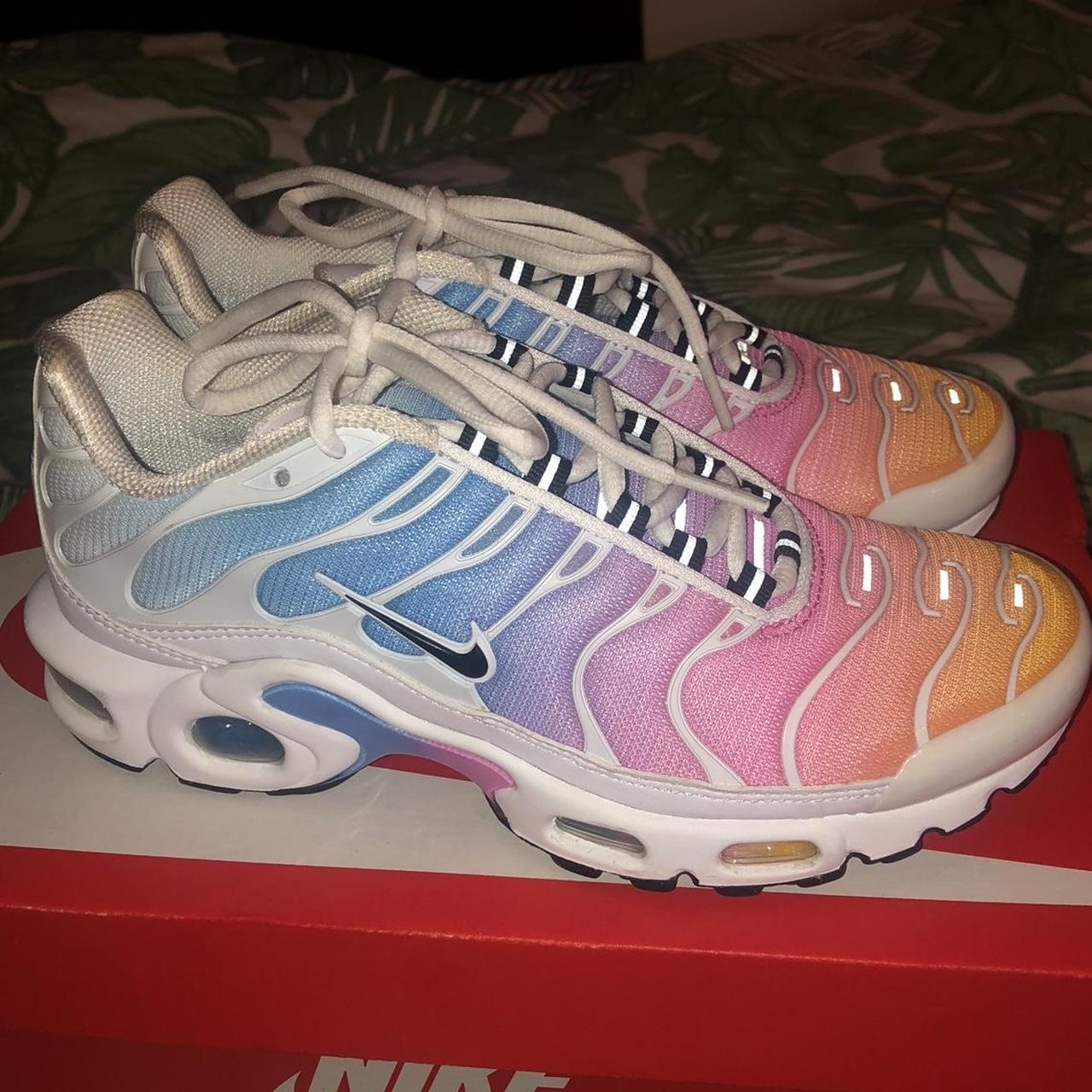 Nike Women's Multi Trainers | Depop