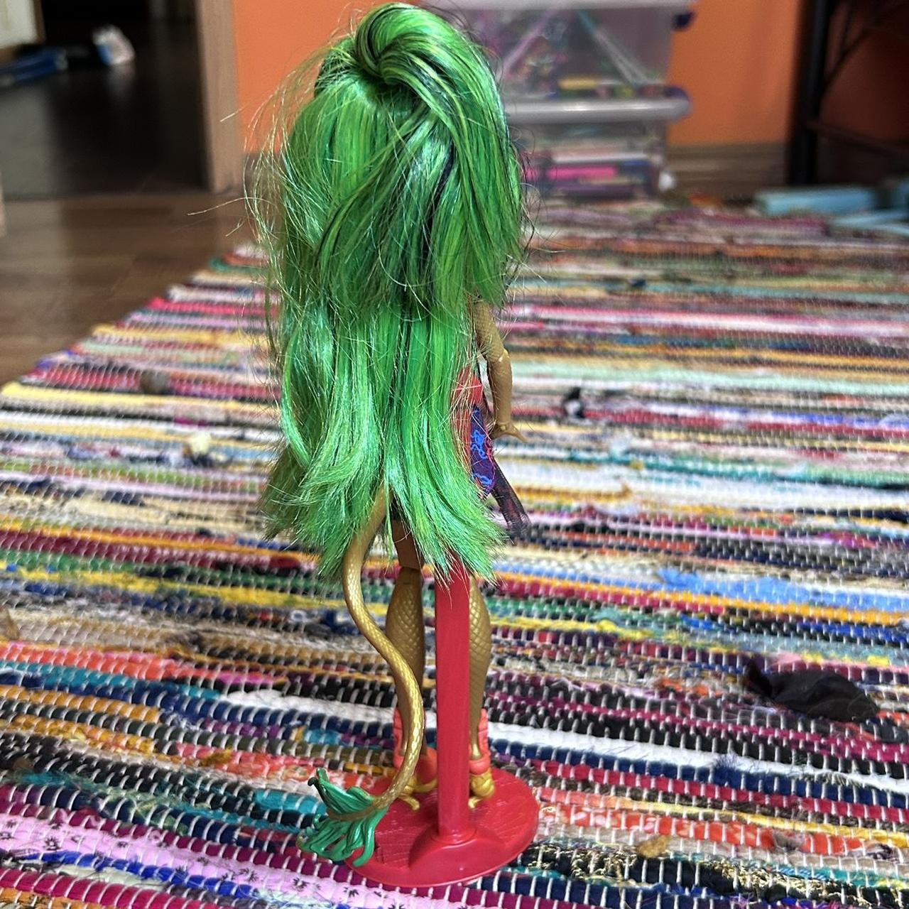 monster high g1/scaris: city of frights [2012]... - Depop