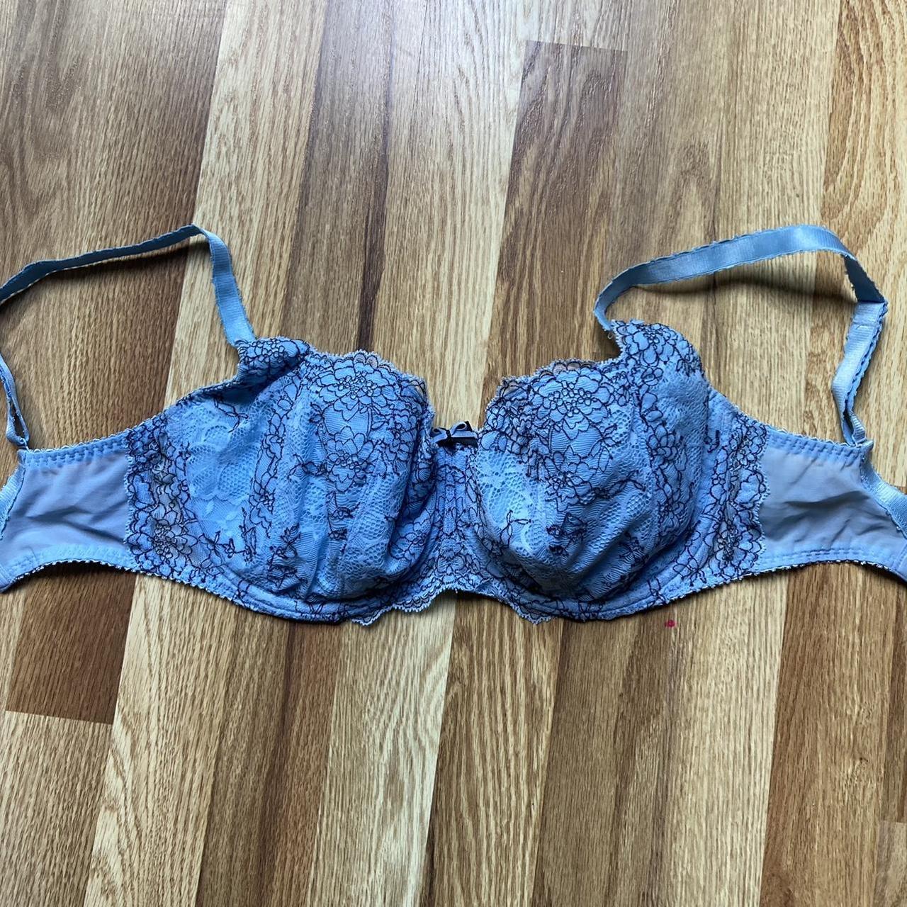 30G black and blue Bravissimo bra excellent... - Depop