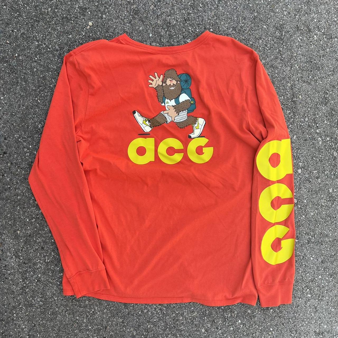 Nike ACG Men's Orange and Yellow T-shirt | Depop