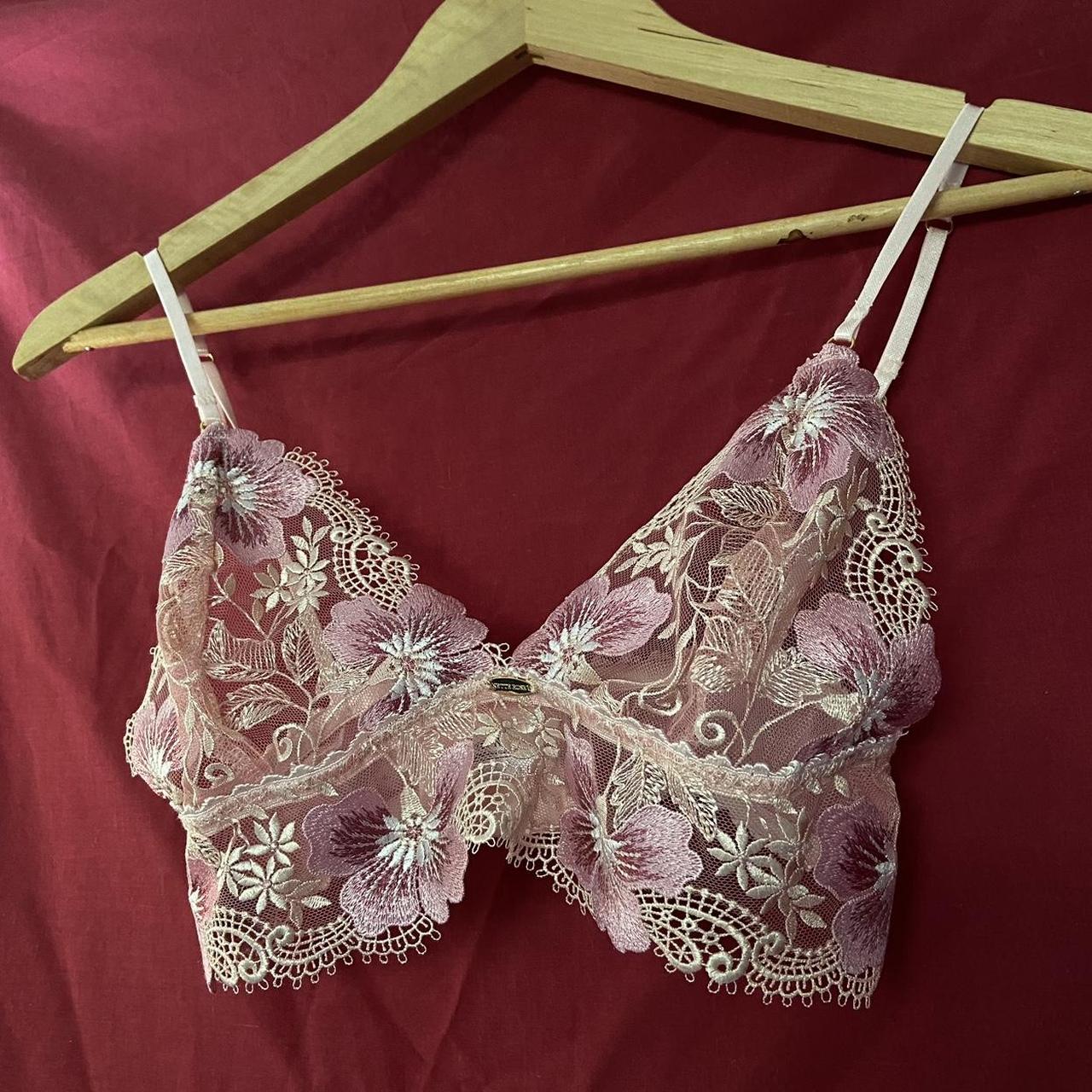 For Love & Lemons Women's Pink and Cream Bra | Depop