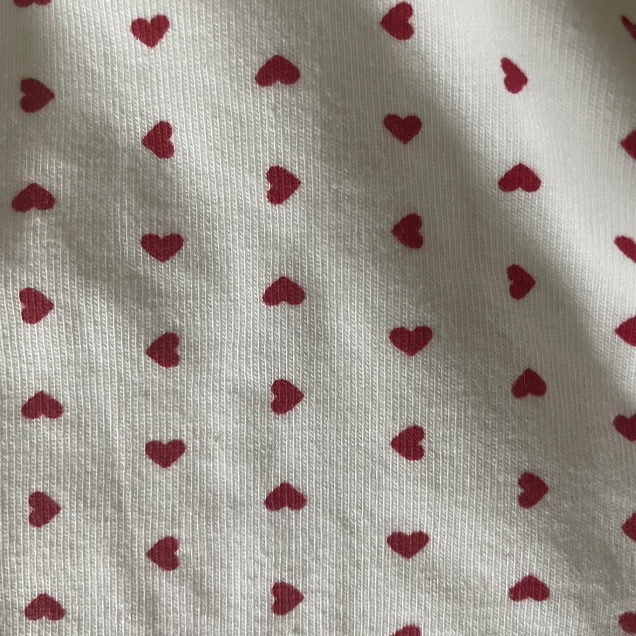 ⋆ 𓆩♡𓆪 ⋆ heart brandy melville lace tank top !!... - Depop