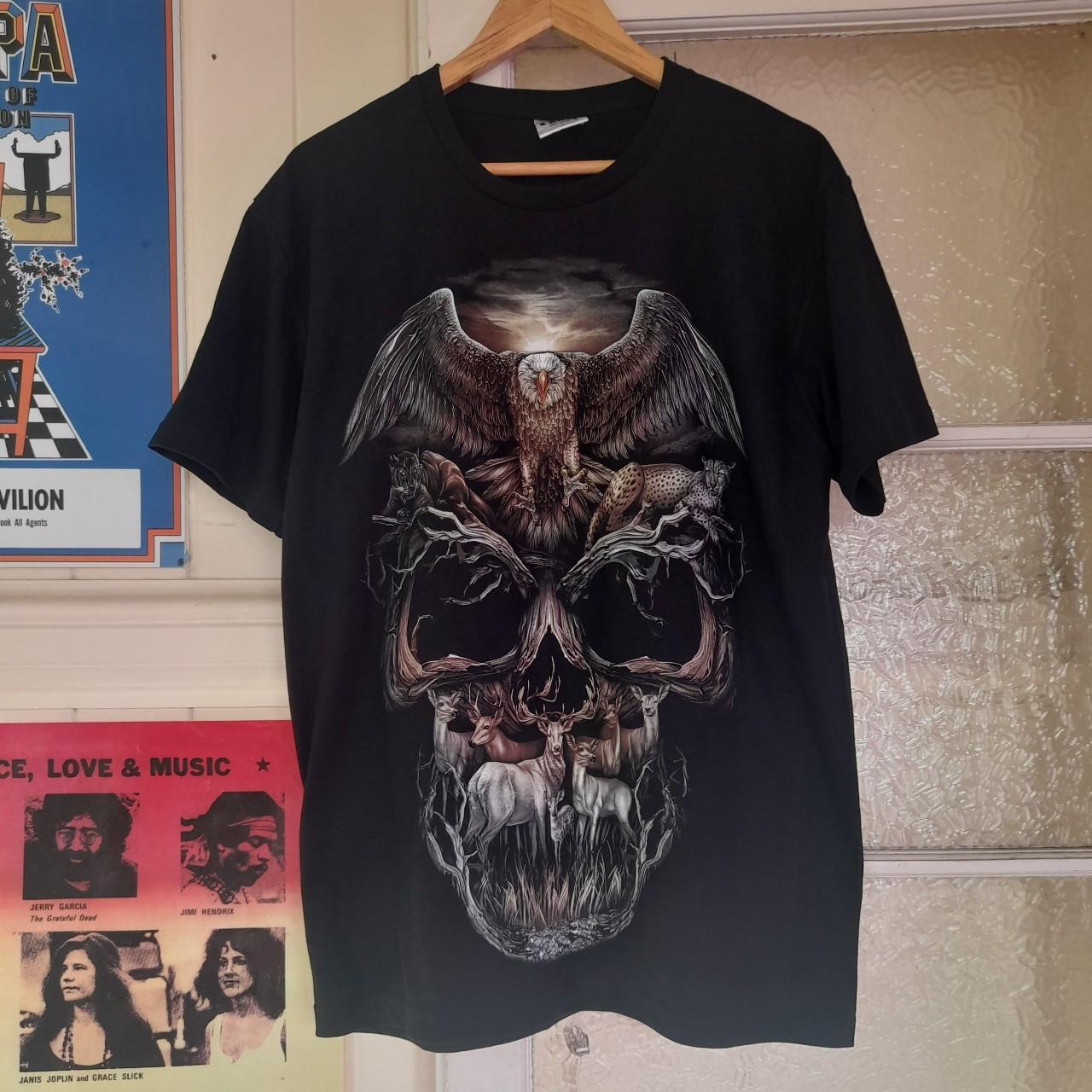 Y2K style graphic print tee Sized as a men's... - Depop