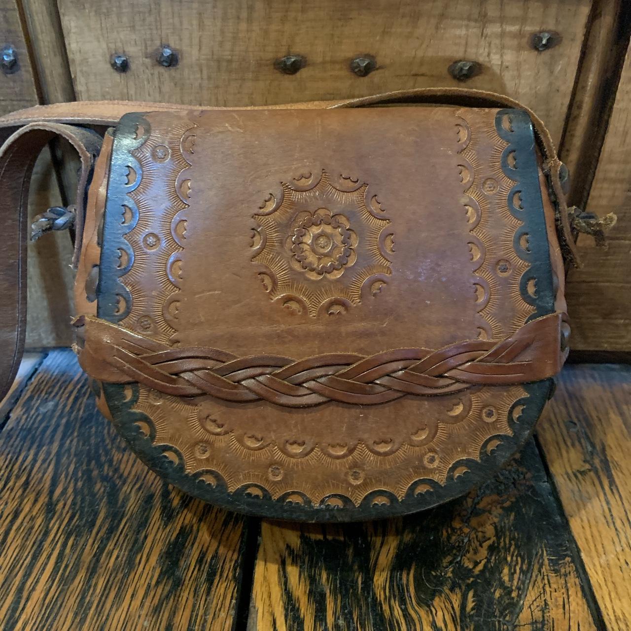 Vintage brown leather bag with beautiful pattern and... - Depop