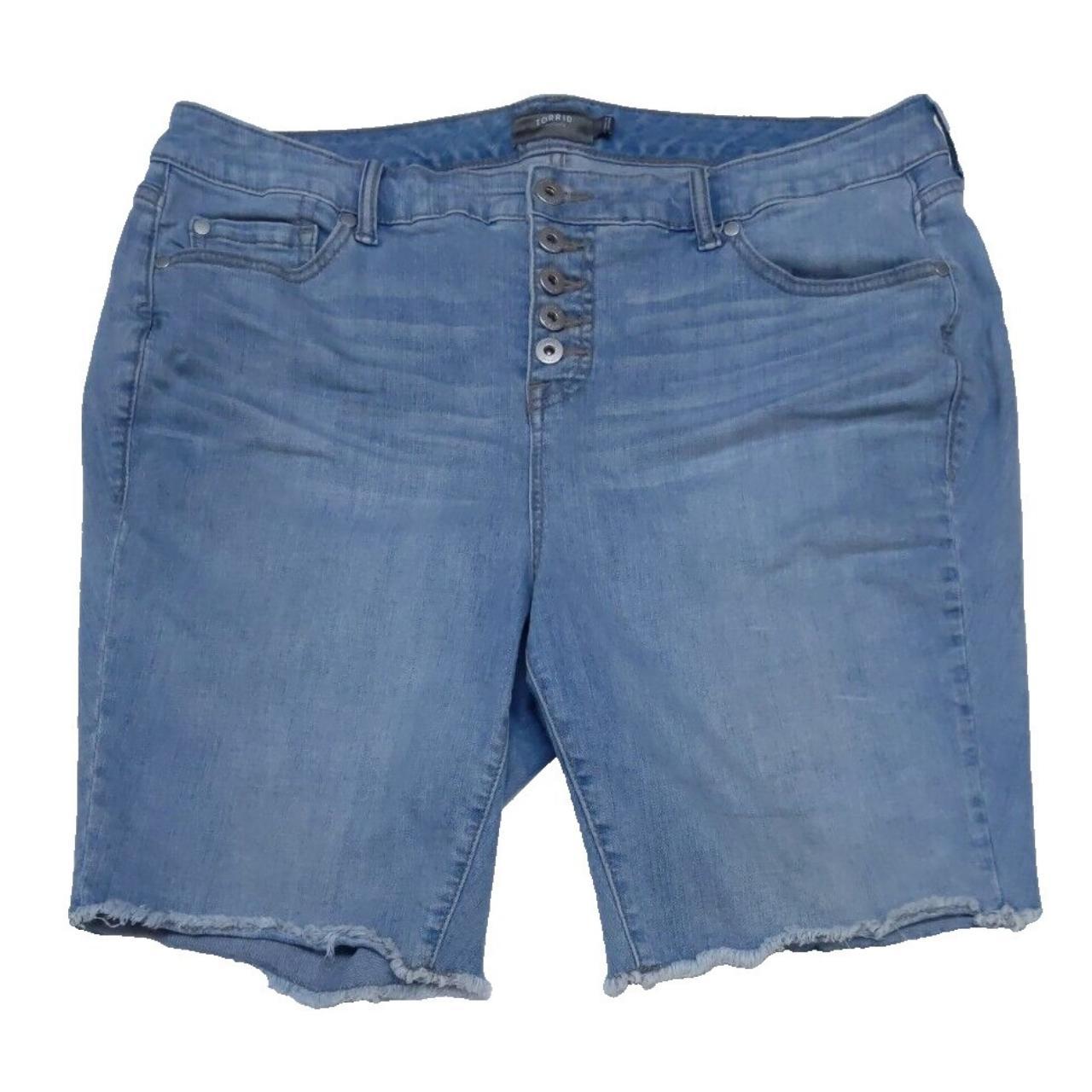 Torrid Denim Bermuda Jean Shorts Women's Size 18... - Depop