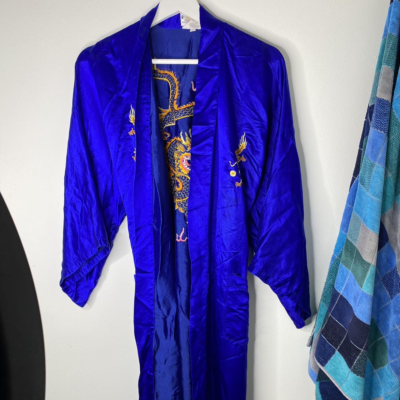 Vintage Silk Embroidered Dragon Robe Sz XL Has a belt - Depop