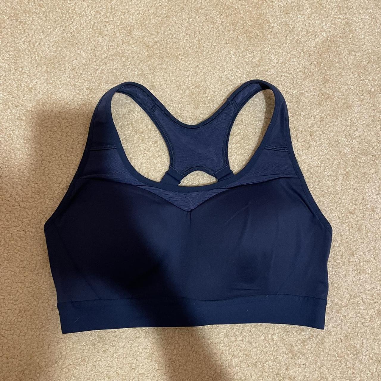 Gym shark sports bra in great condition no flaws - Depop