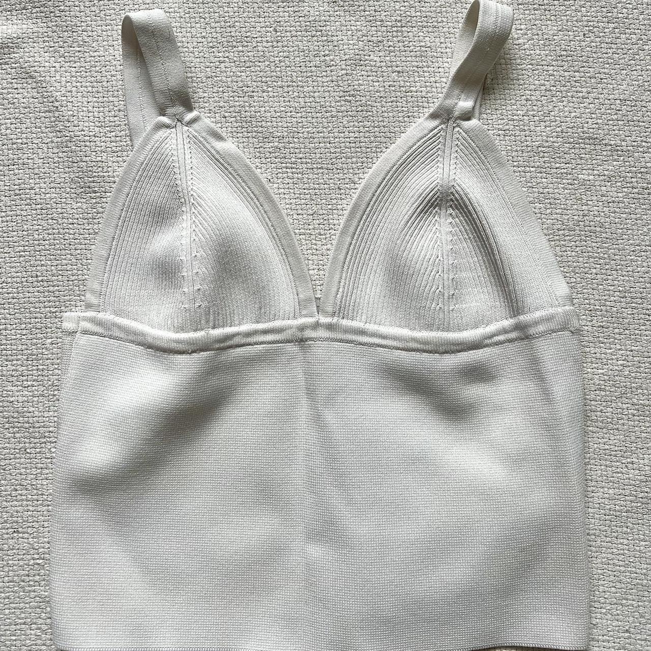 Zara white triangle tank top Only worn a couple of... - Depop