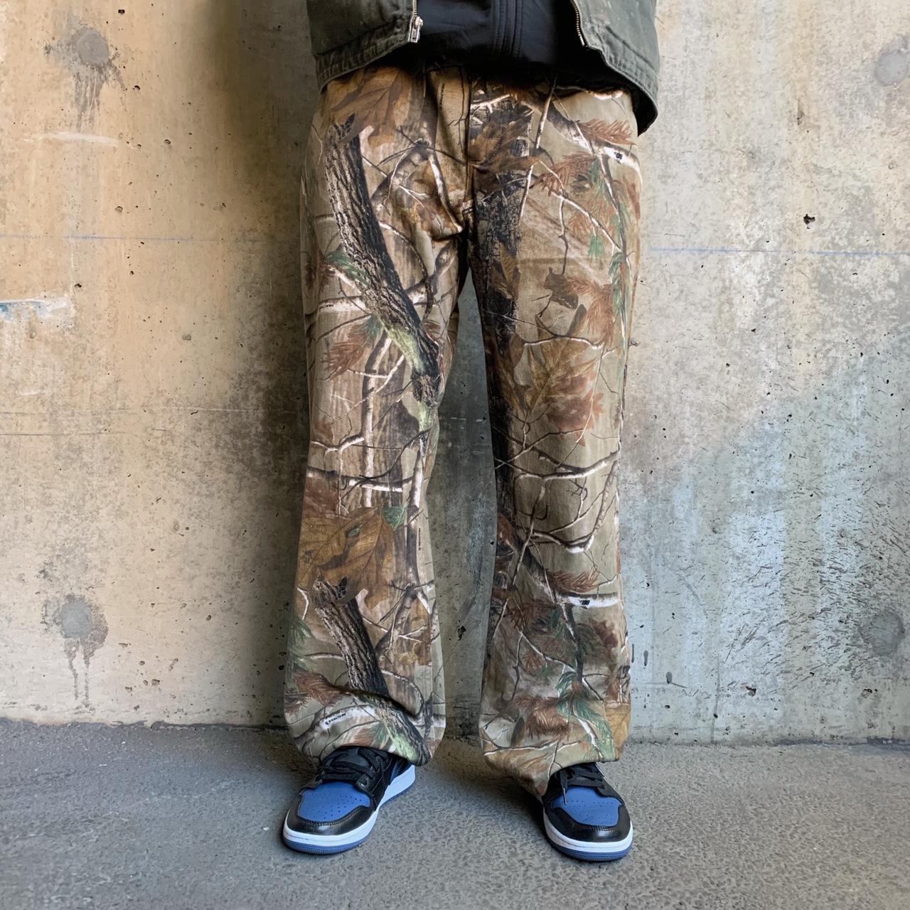 Y2K Vintage Wrangler Realtree Camo Denim Workwear... - Depop