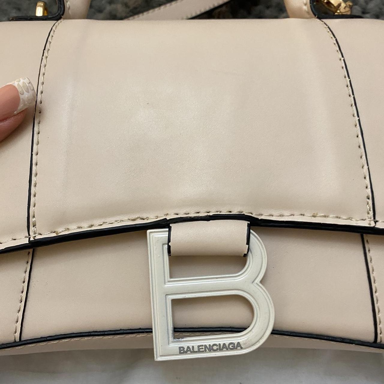 baby pink B handbag long strap removable hardly used - Depop