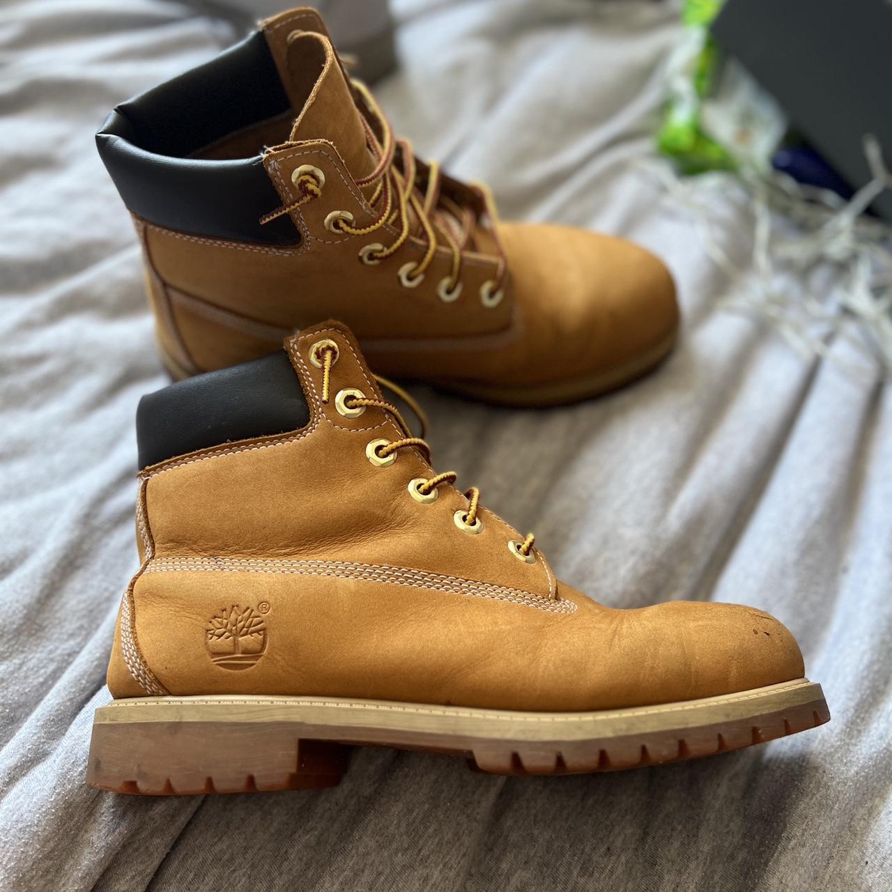 Timberland boots in brown uk size 6. Few marks but... - Depop