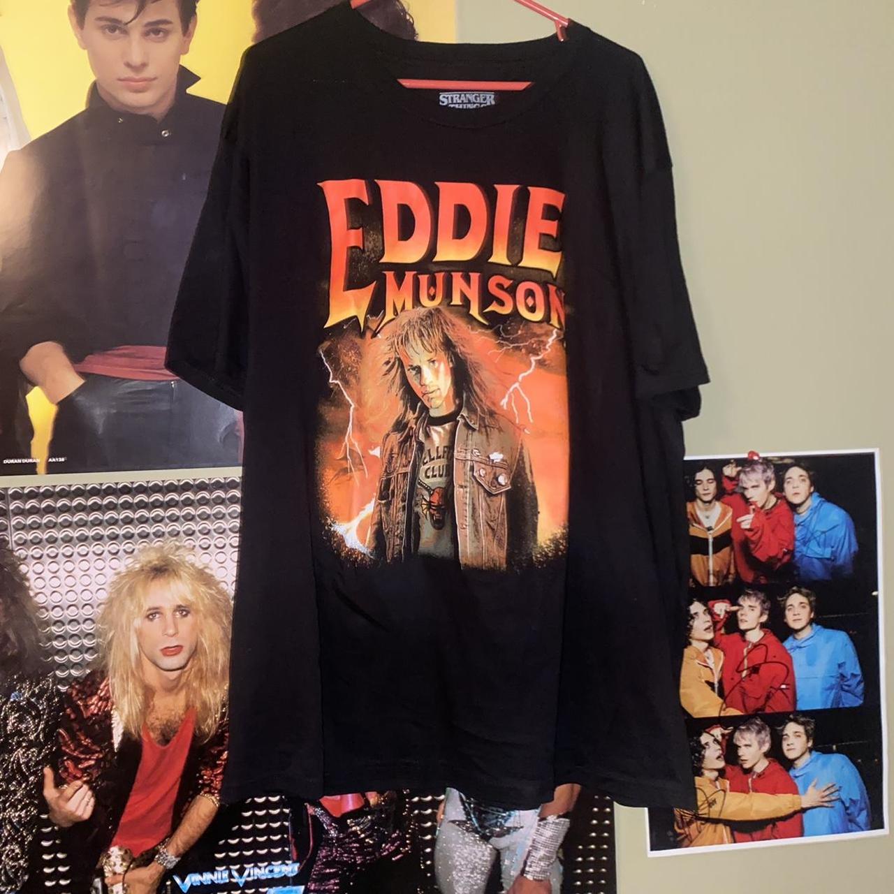 Hot Topic Men's T-shirt | Depop