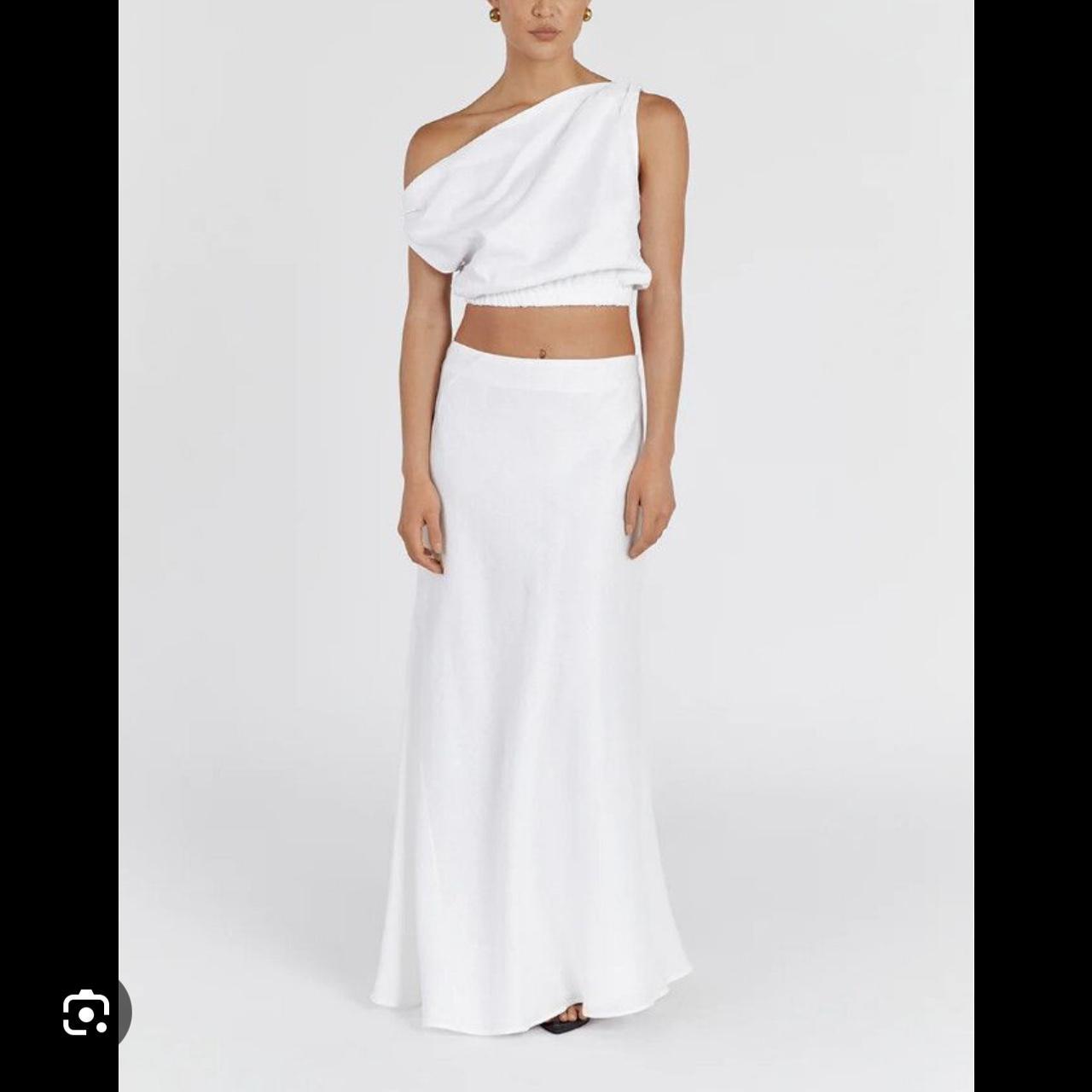 Selling my Dissh Cass white linen set! Skirt size... - Depop