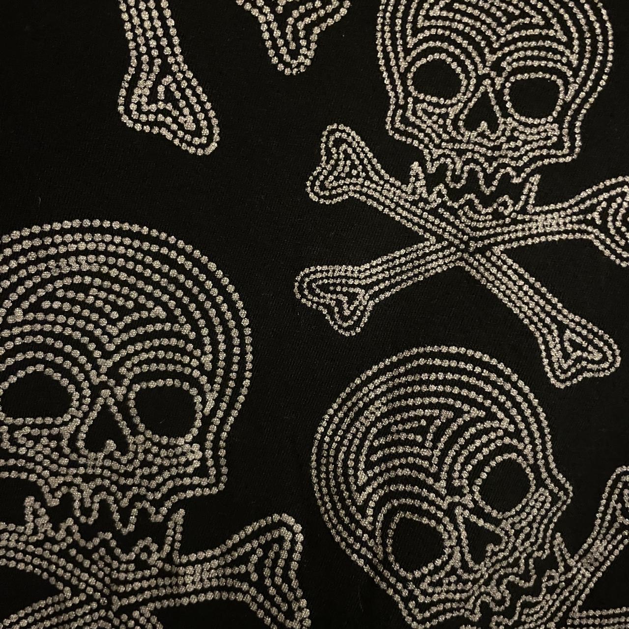 2016 skull and crossbones emo top. Silver dot... - Depop