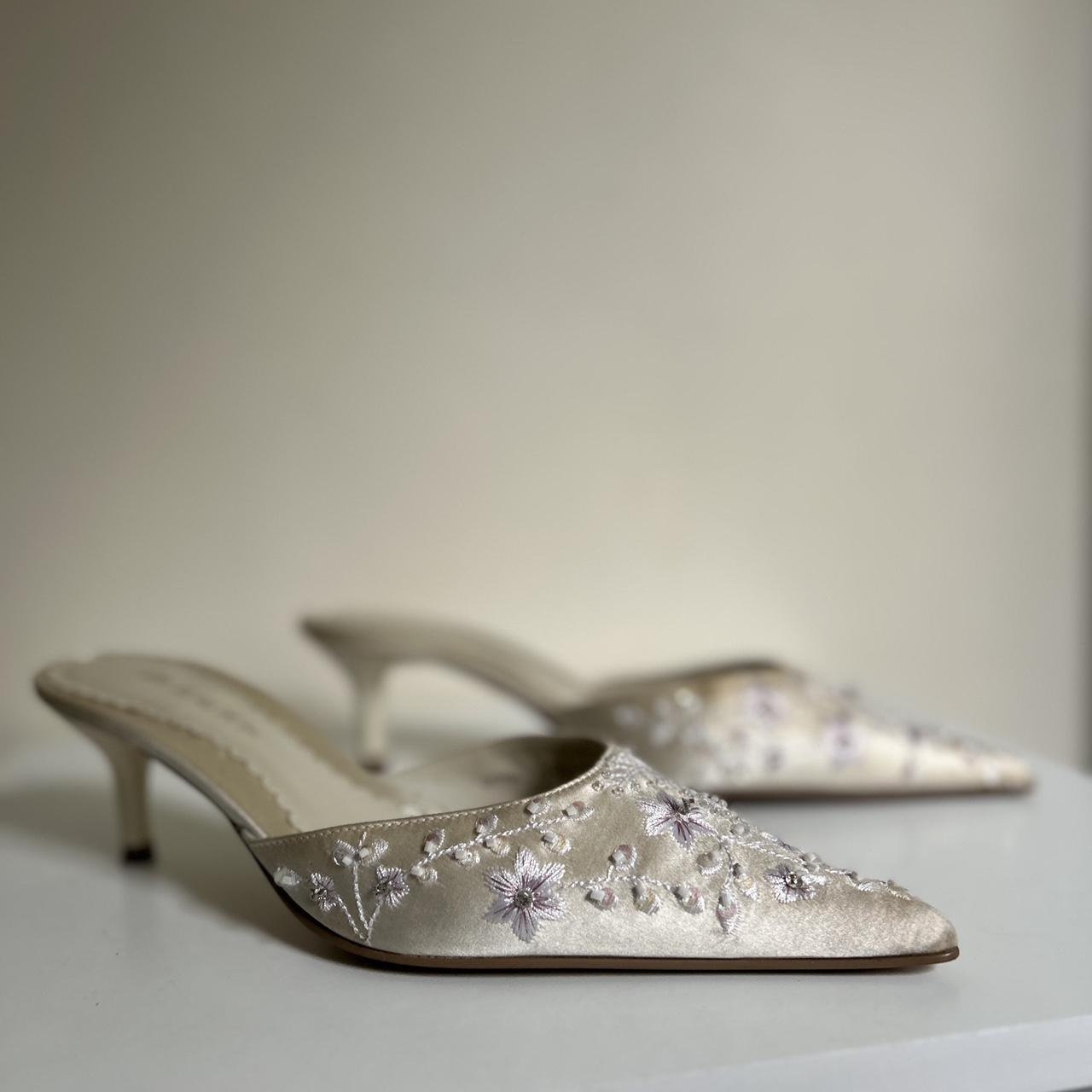 MOST INCREDIBLE MULES! Beautiful ivory and... - Depop