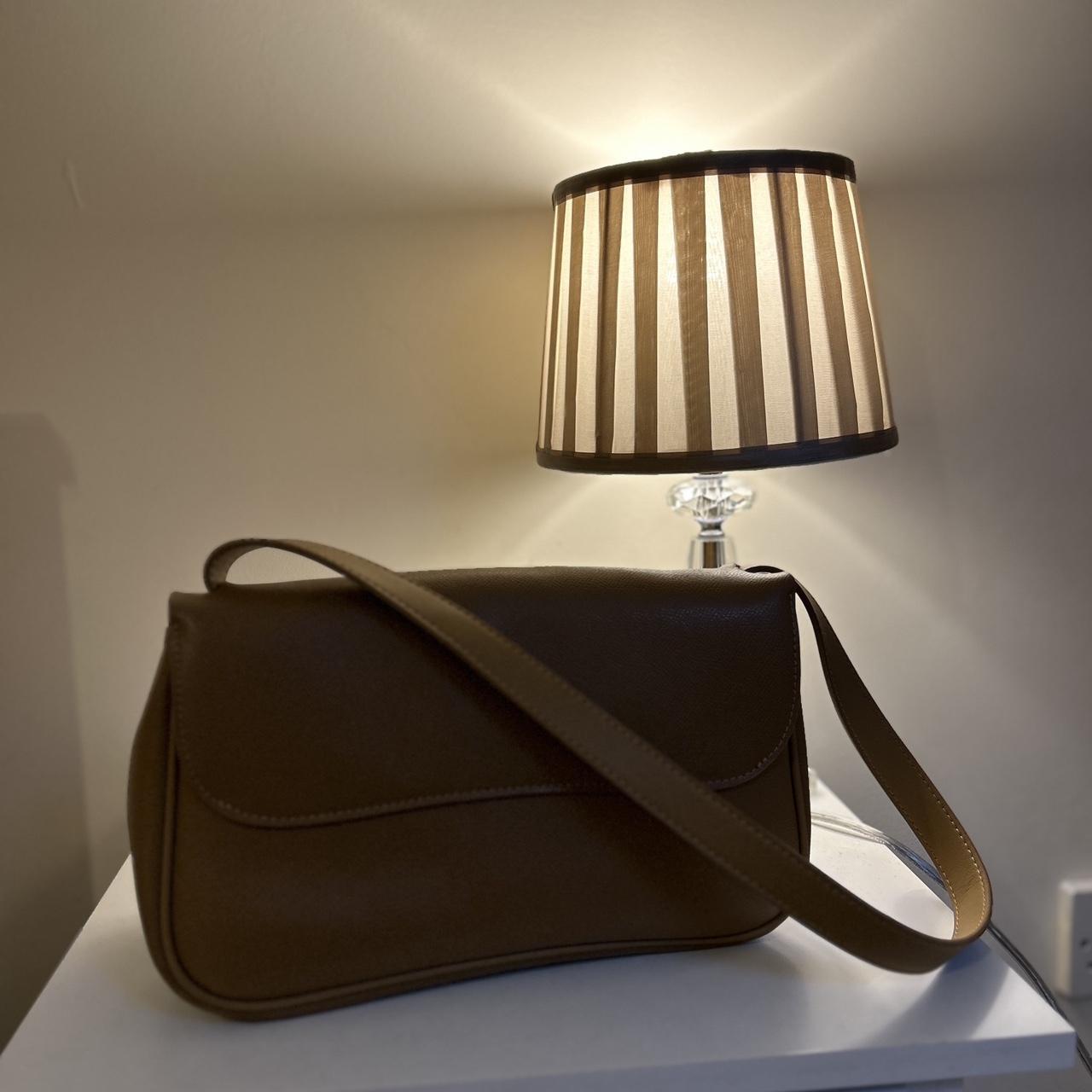 INCREDIBLE LEATHER SHOULDER BAG Most classic Tan... - Depop