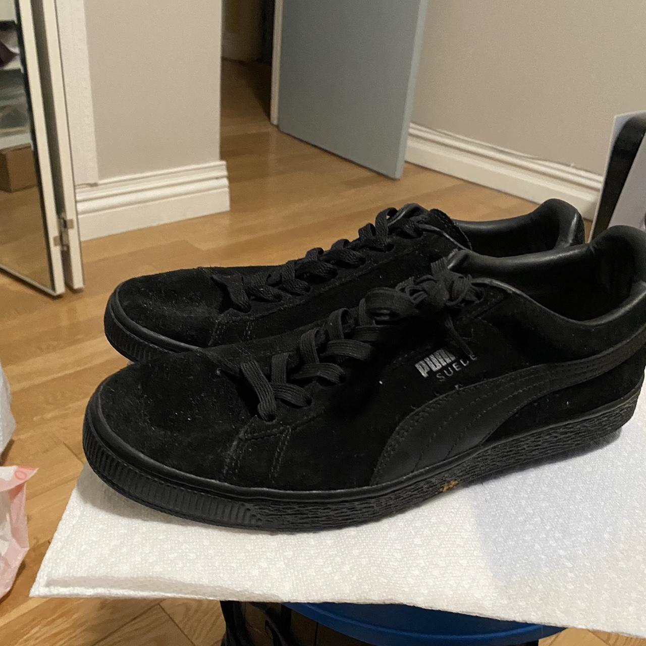 BLACK PUMA SUEDE CLASSICS size 8. look at pics... - Depop