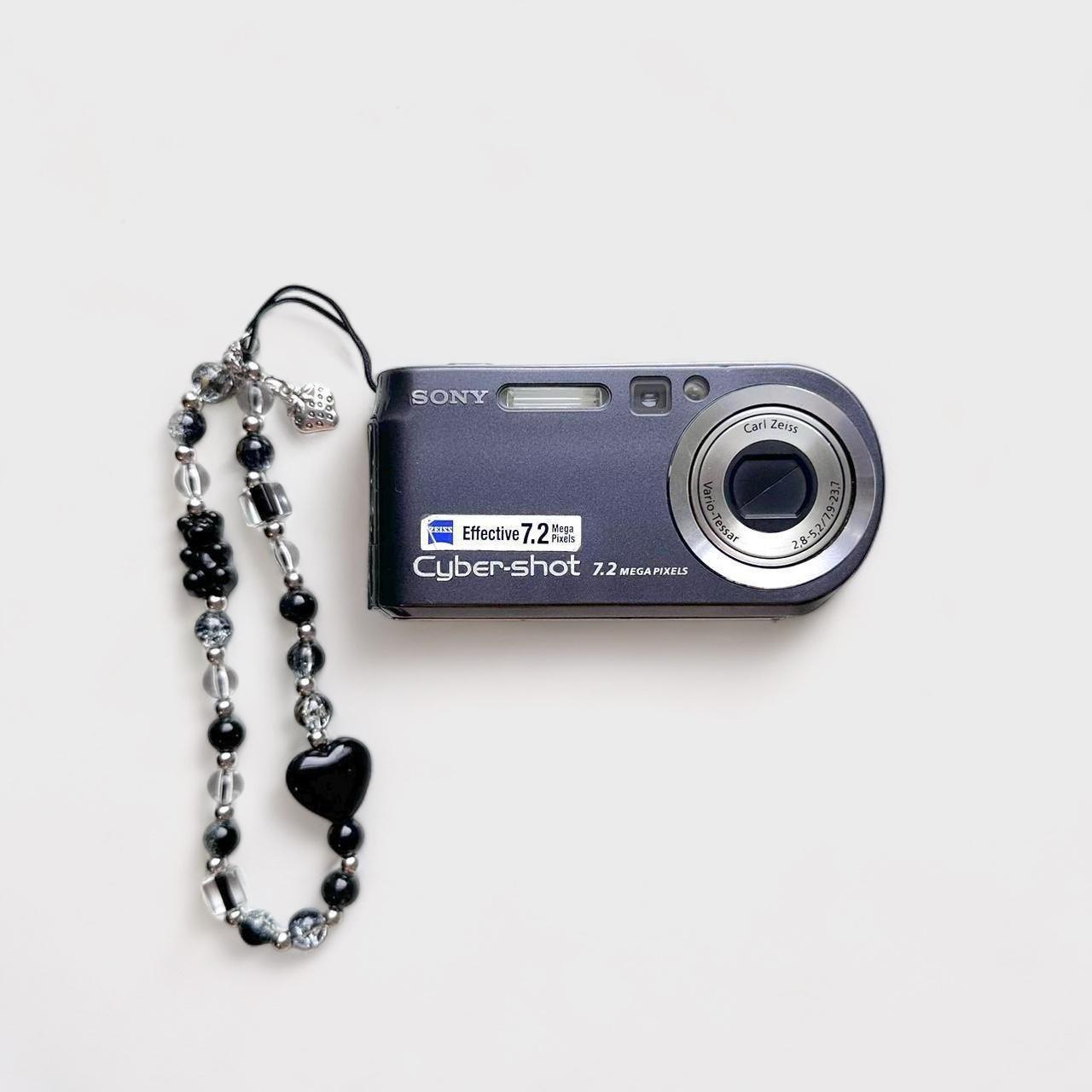 Sony cybershot DSC P200 grey digital camera 7.2 Mega... - Depop