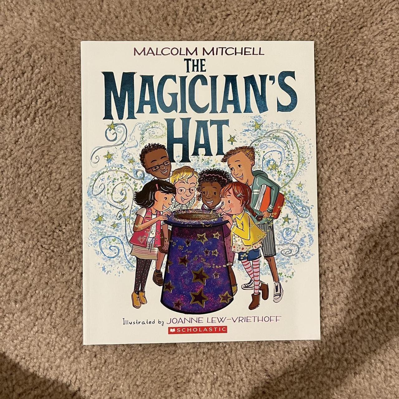the magicians hat by malcom mitchell in perfect... - Depop