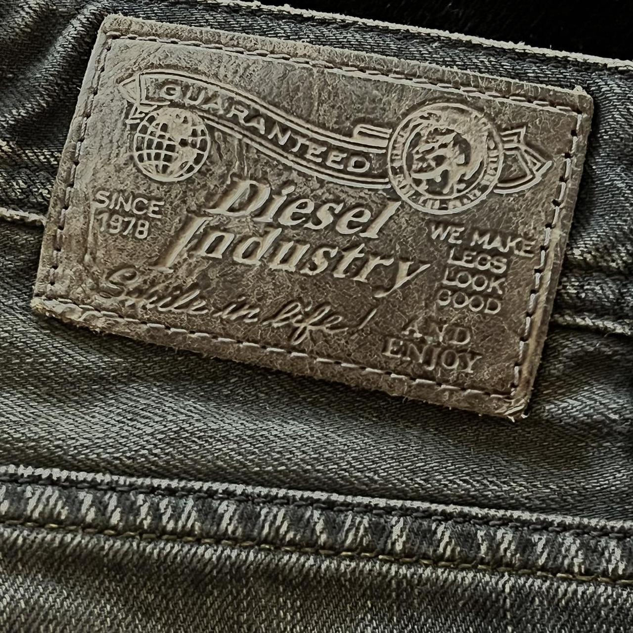 vintage DIESEL dark denim straight leg jeans W33 L32 - Depop