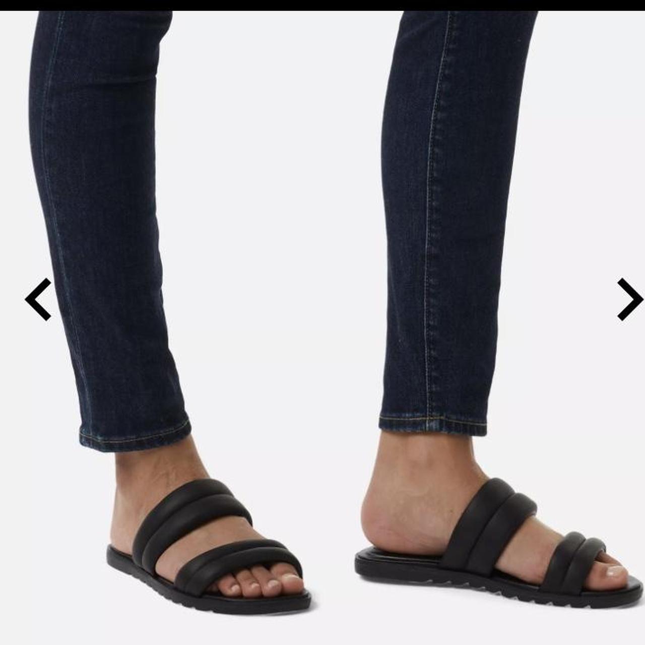 WOMEN'S ELLA™ II PUFF SLIDE SANDAL Size 7 Fits well... - Depop