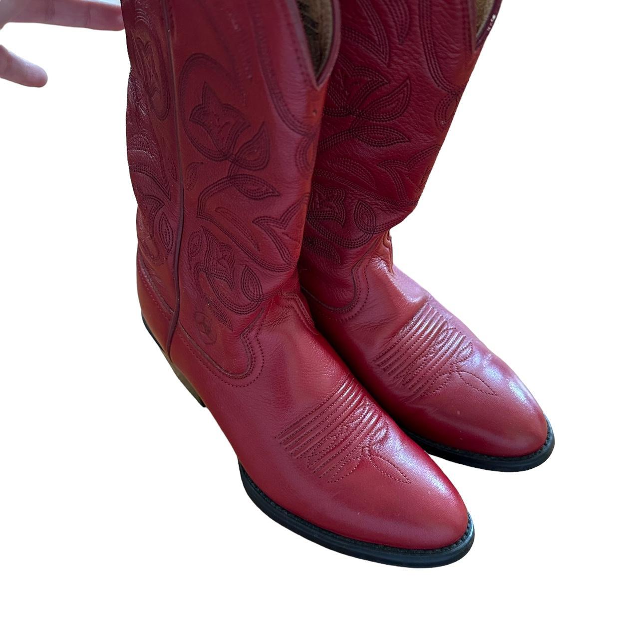 Ariat Women's Red and Black Boots | Depop