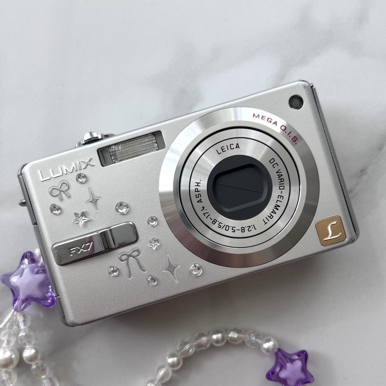 Panasonic Lumix DMC-FX7 compact digital camera. This... - Depop