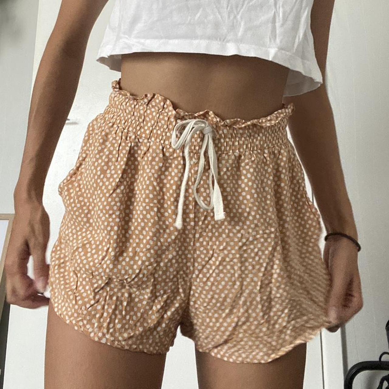 Women's Tan Shorts | Depop