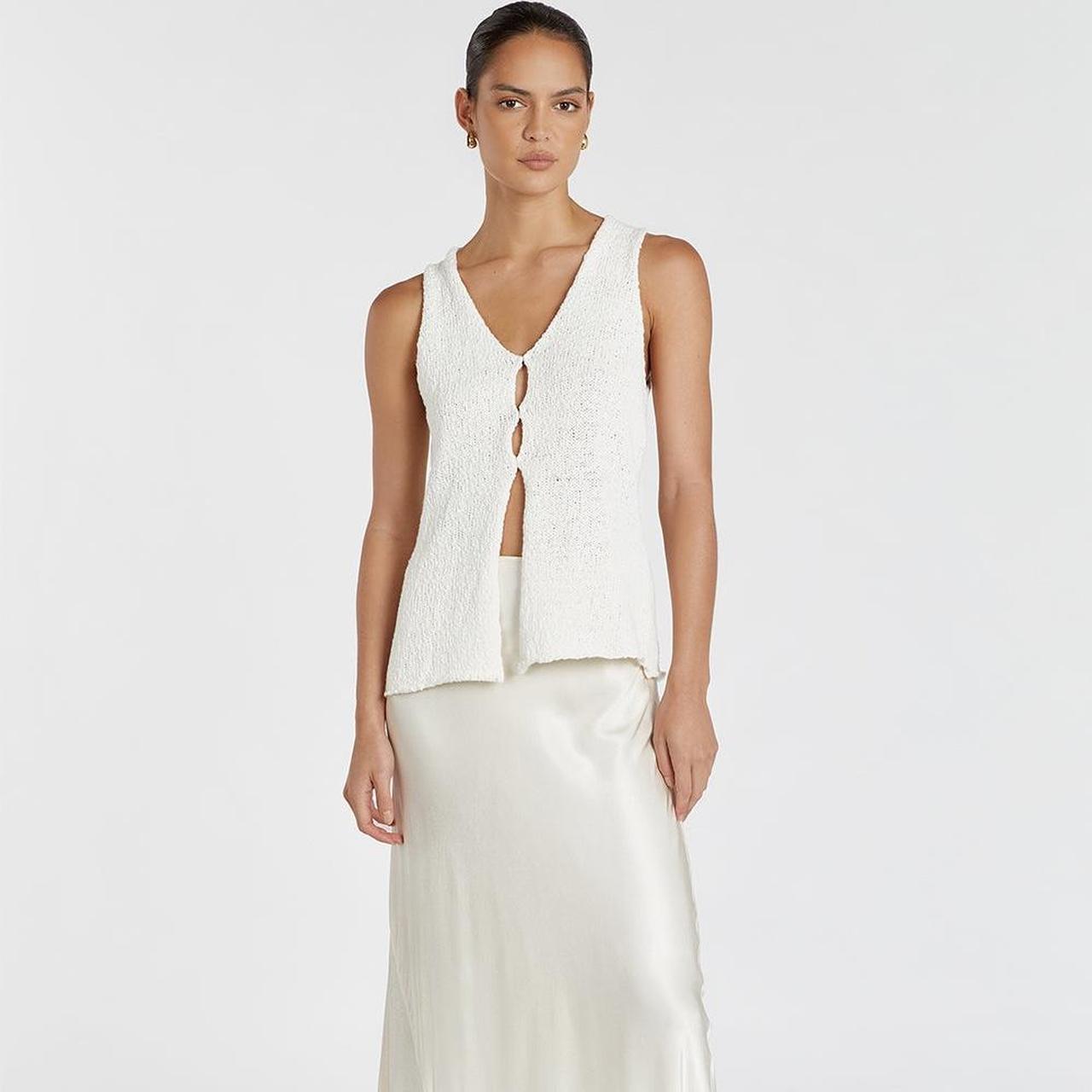 DION OFF WHITE BOUCLE KNIT VEST Size XS / 6 - will... - Depop