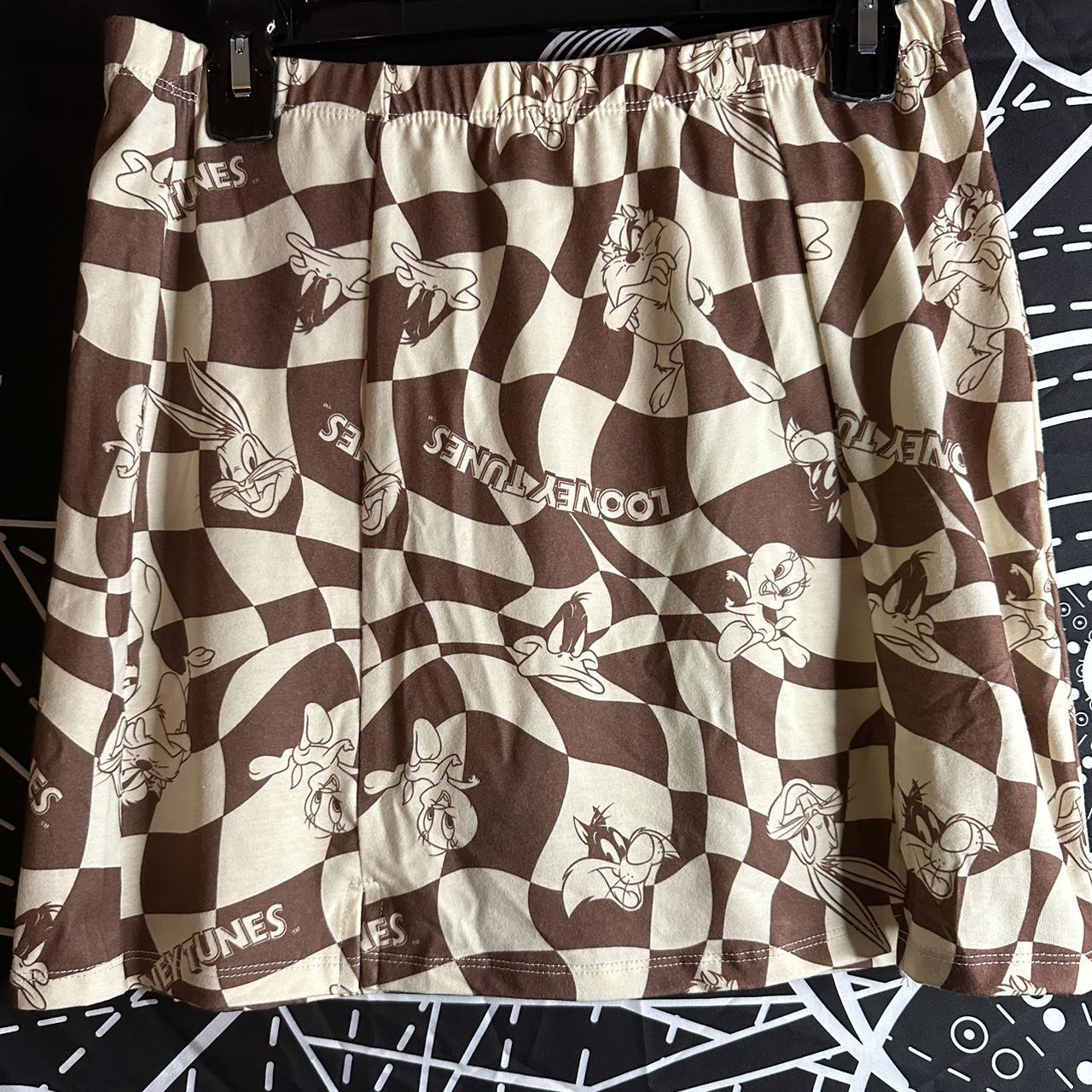 Looney Tunes Printed Skirt. Never worn but took the... - Depop