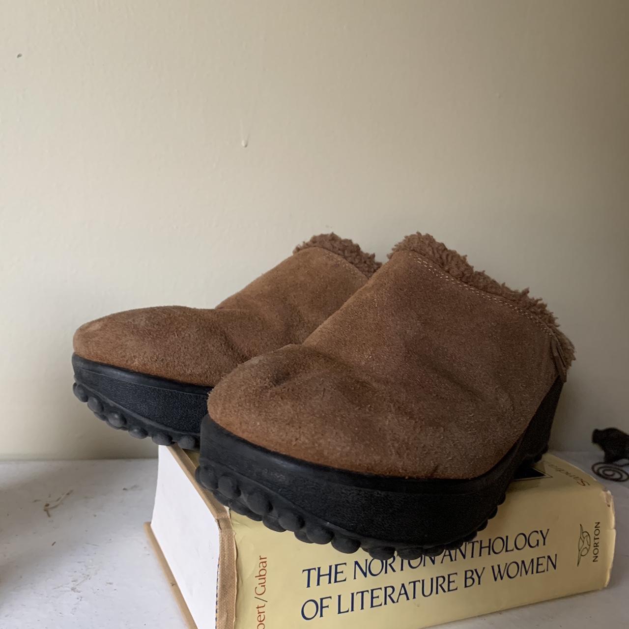 Amazing vintage rocket dog clogs, so cozy for fall... - Depop