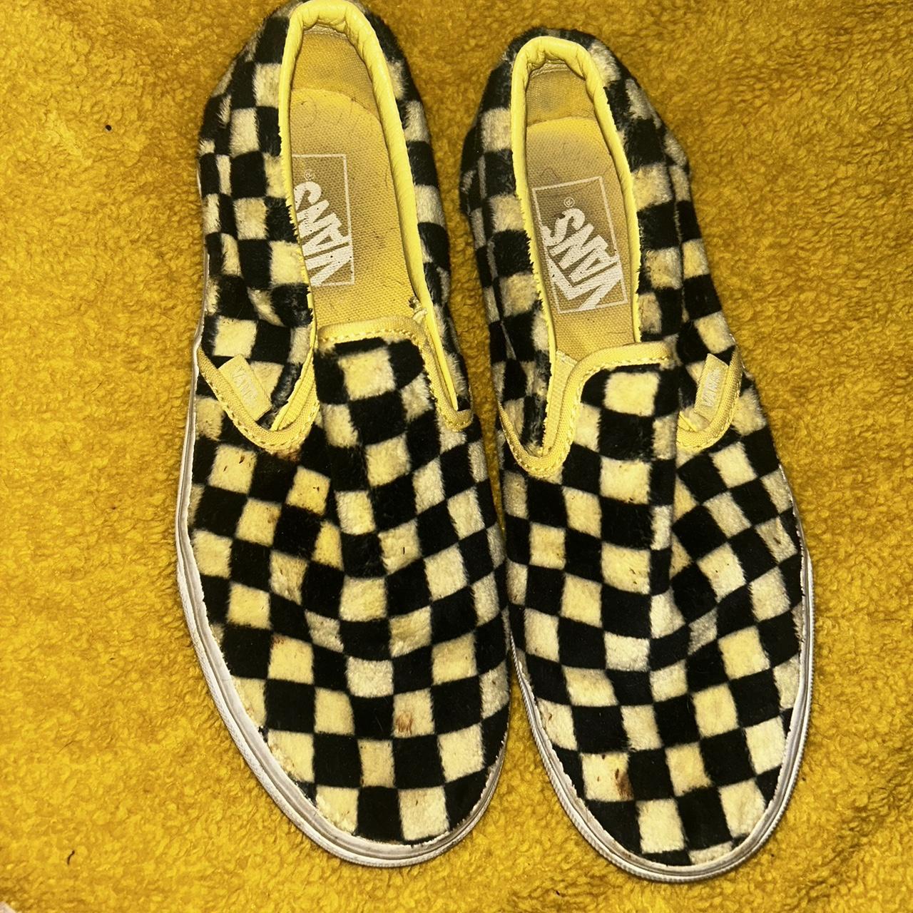 Fluffy checkered vans Size 5 women’s Been worn... - Depop