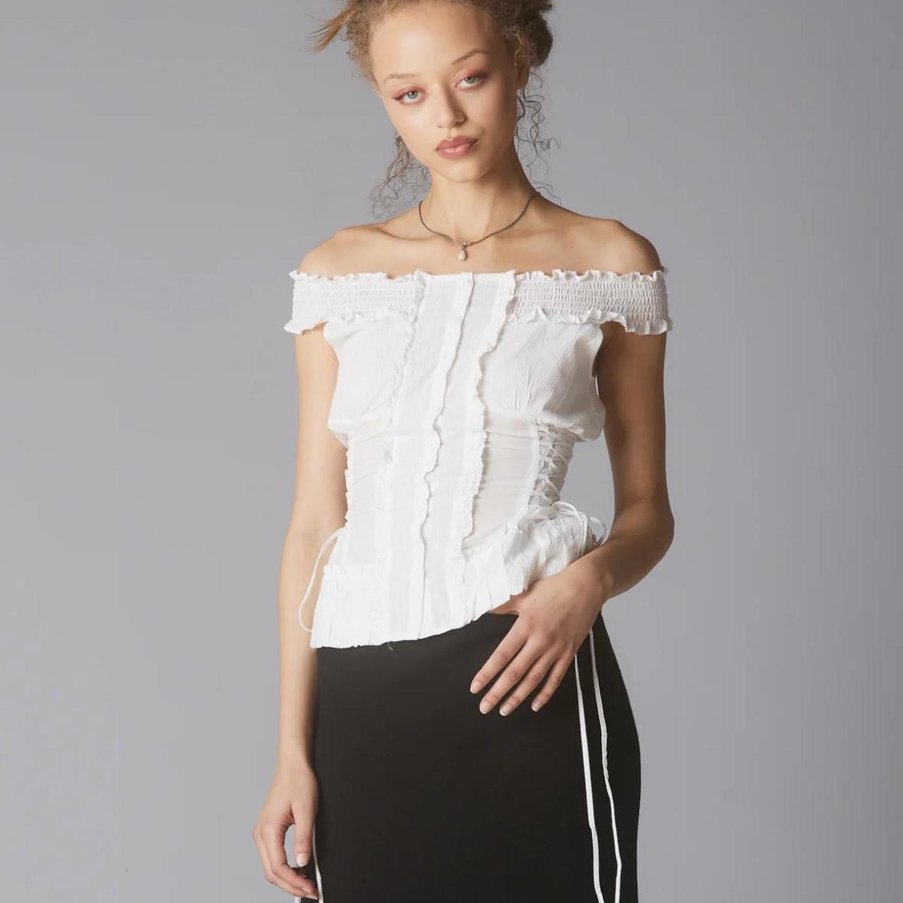 unif pari top Off-the-shoulder top with functioning... | Depop