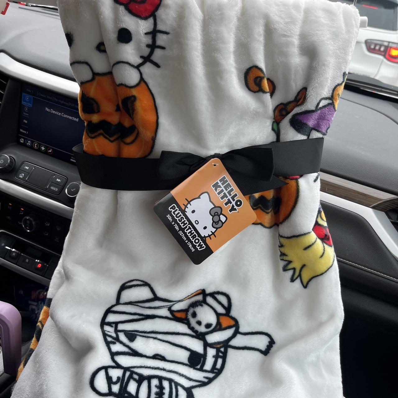 Hello kitty mummy blanket - Depop
