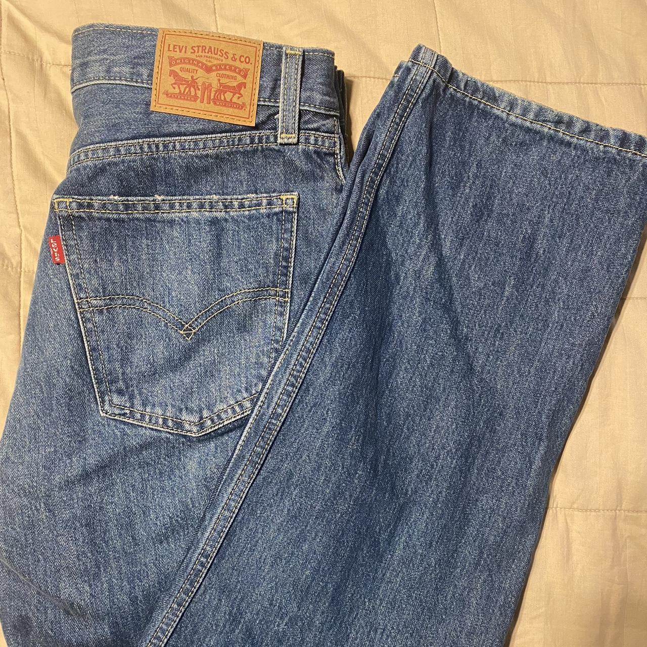 Levi’s low pro straight jeans in size 29.... | Depop