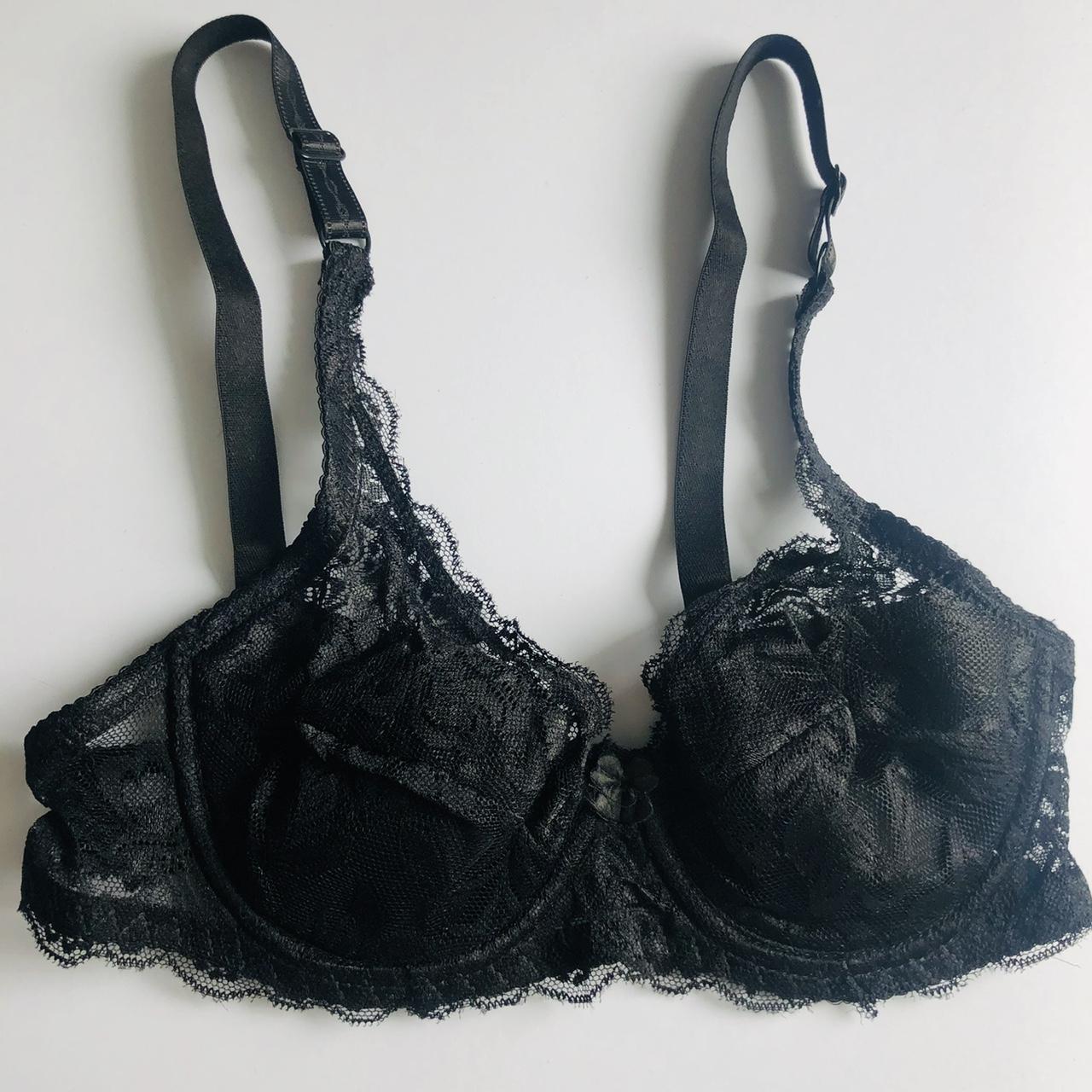 Black lace bra £7.50 Size 32a, 32b and 34a... - Depop