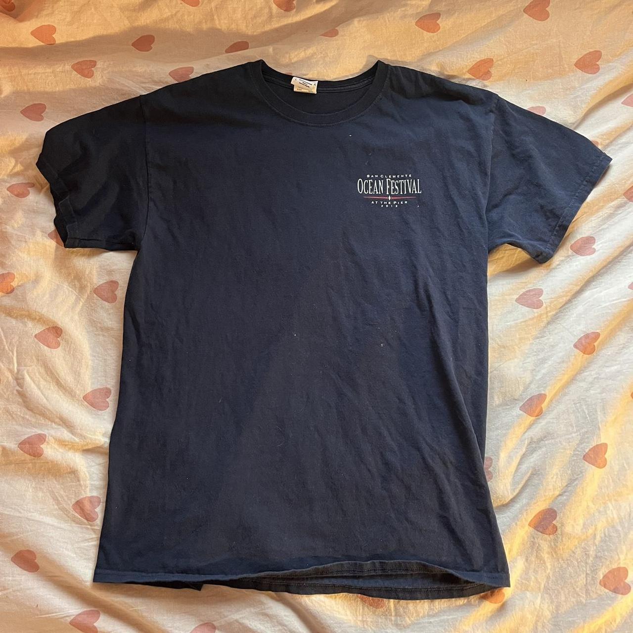 Men’s size large navy blue graphic t shirt - Depop