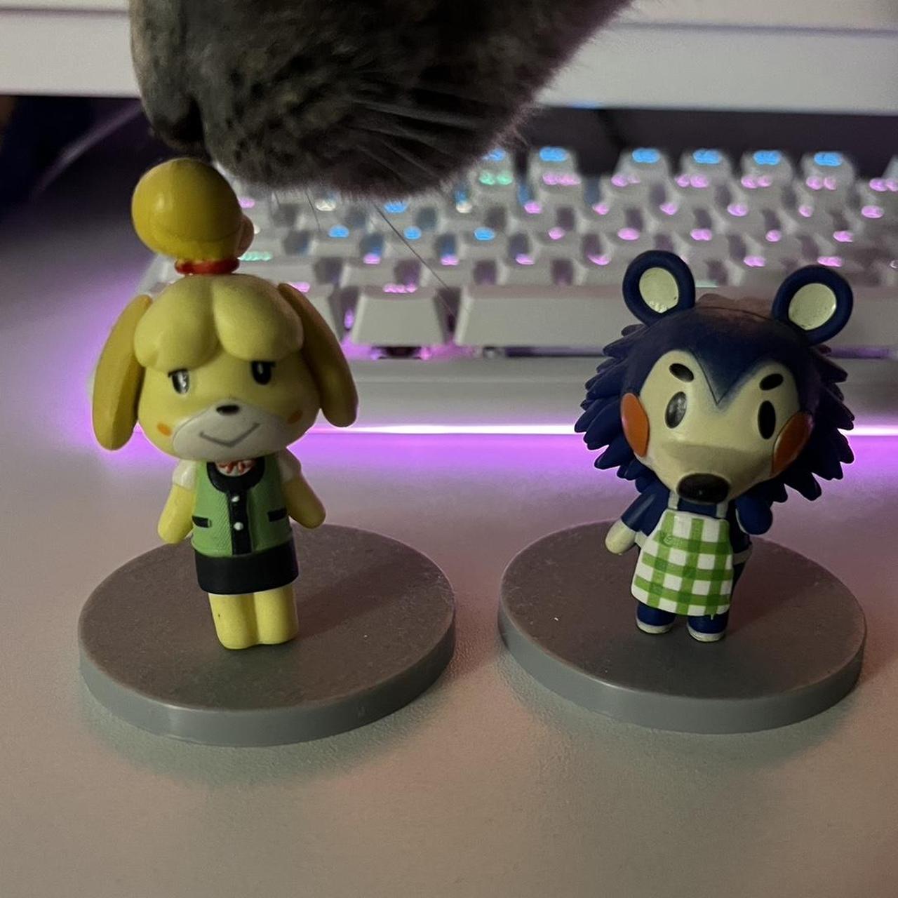 Animal Crossing Isabelle and Mabel Gacha... - Depop