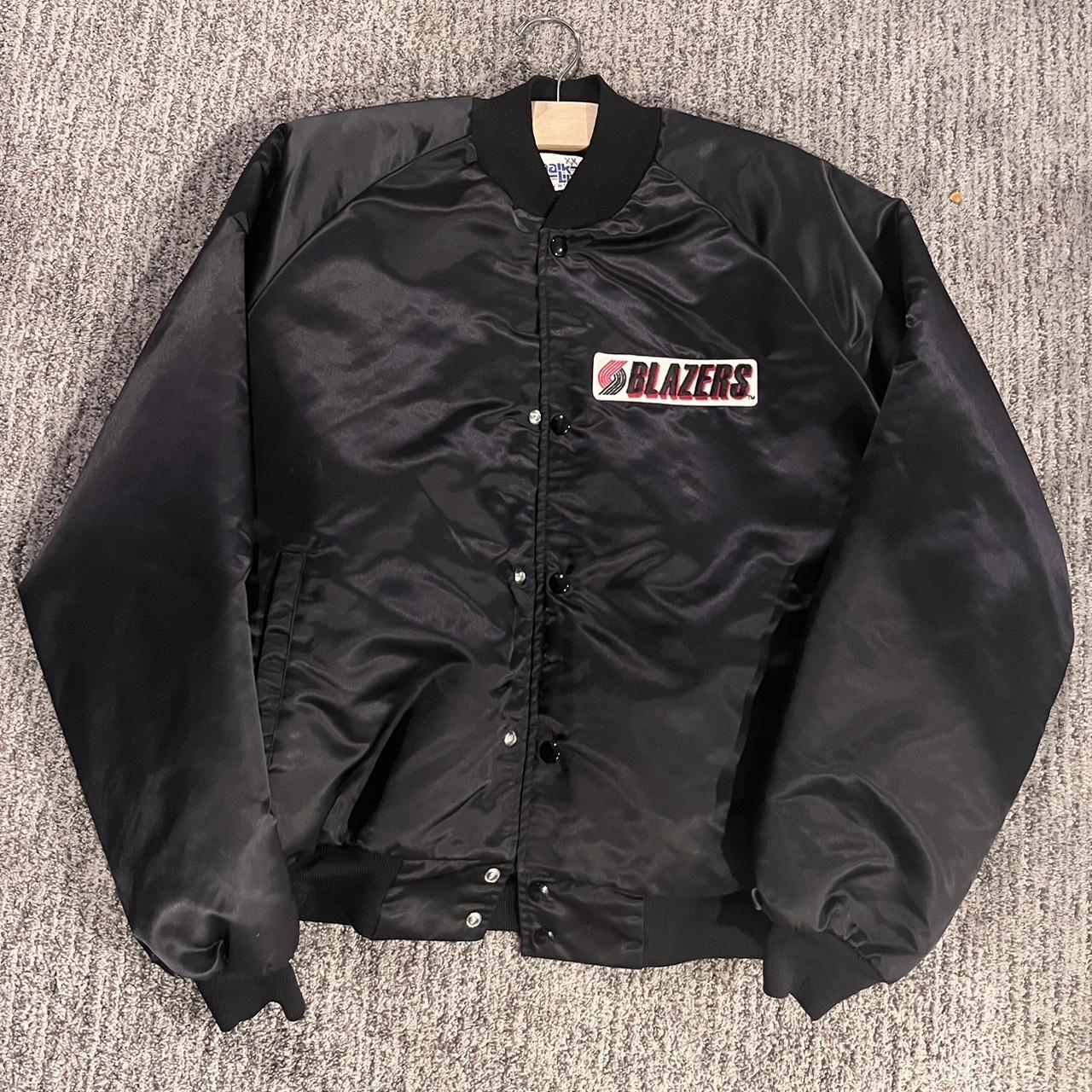Blazers Chalk Line Jacket Size Large 10/10... - Depop