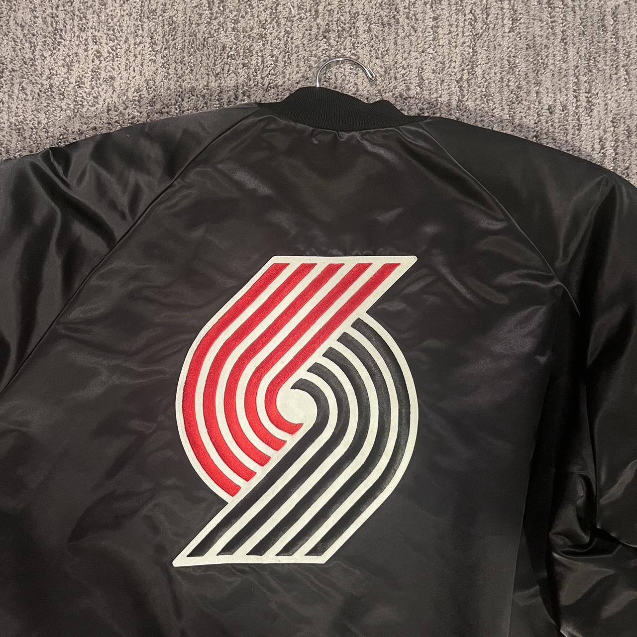 Blazers Chalk Line Jacket Size Large 10/10... - Depop