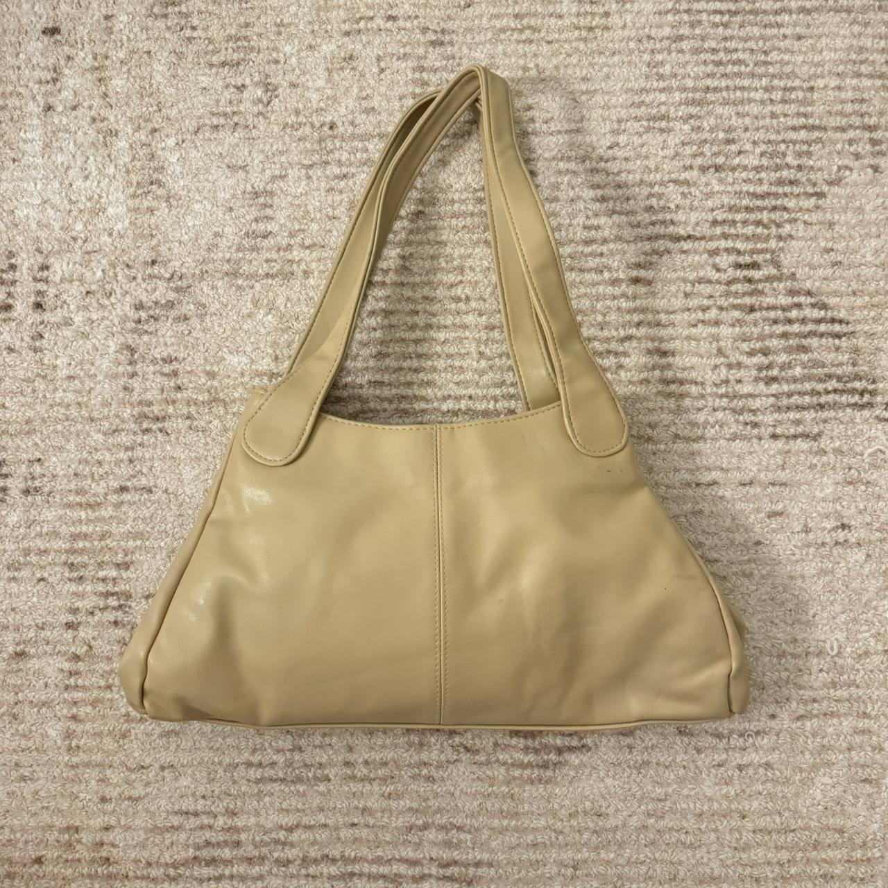 Adorable vintage cream slouchy shoulder bag. Very... - Depop