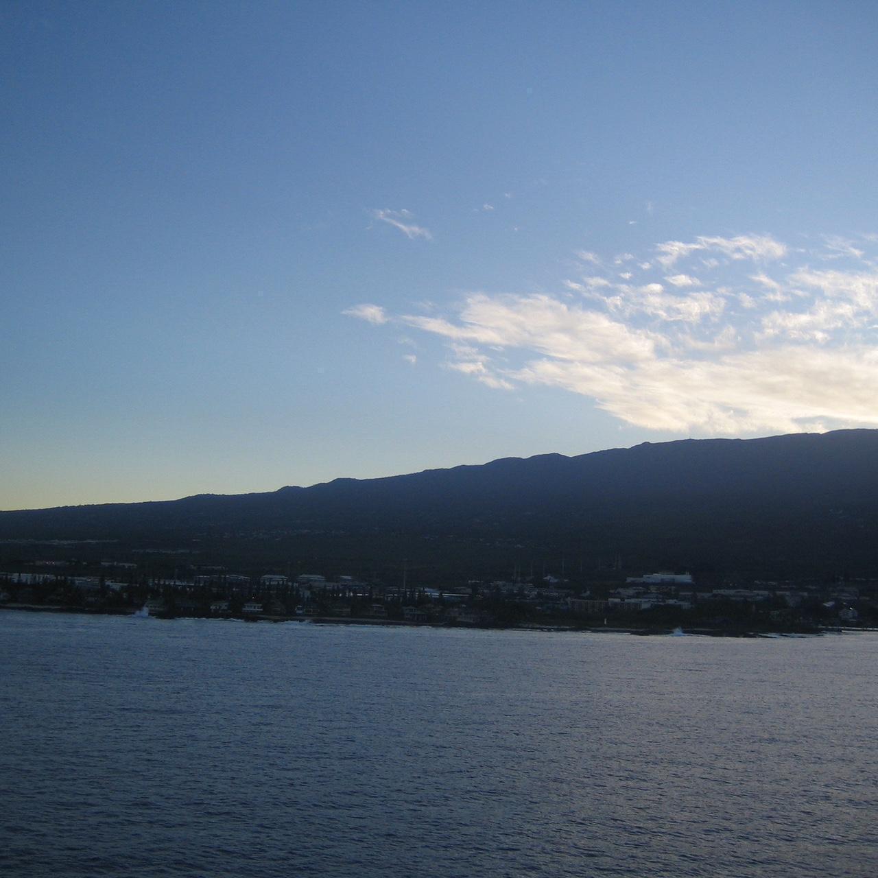 * 2004 canon sd300 digital camera available for... - Depop