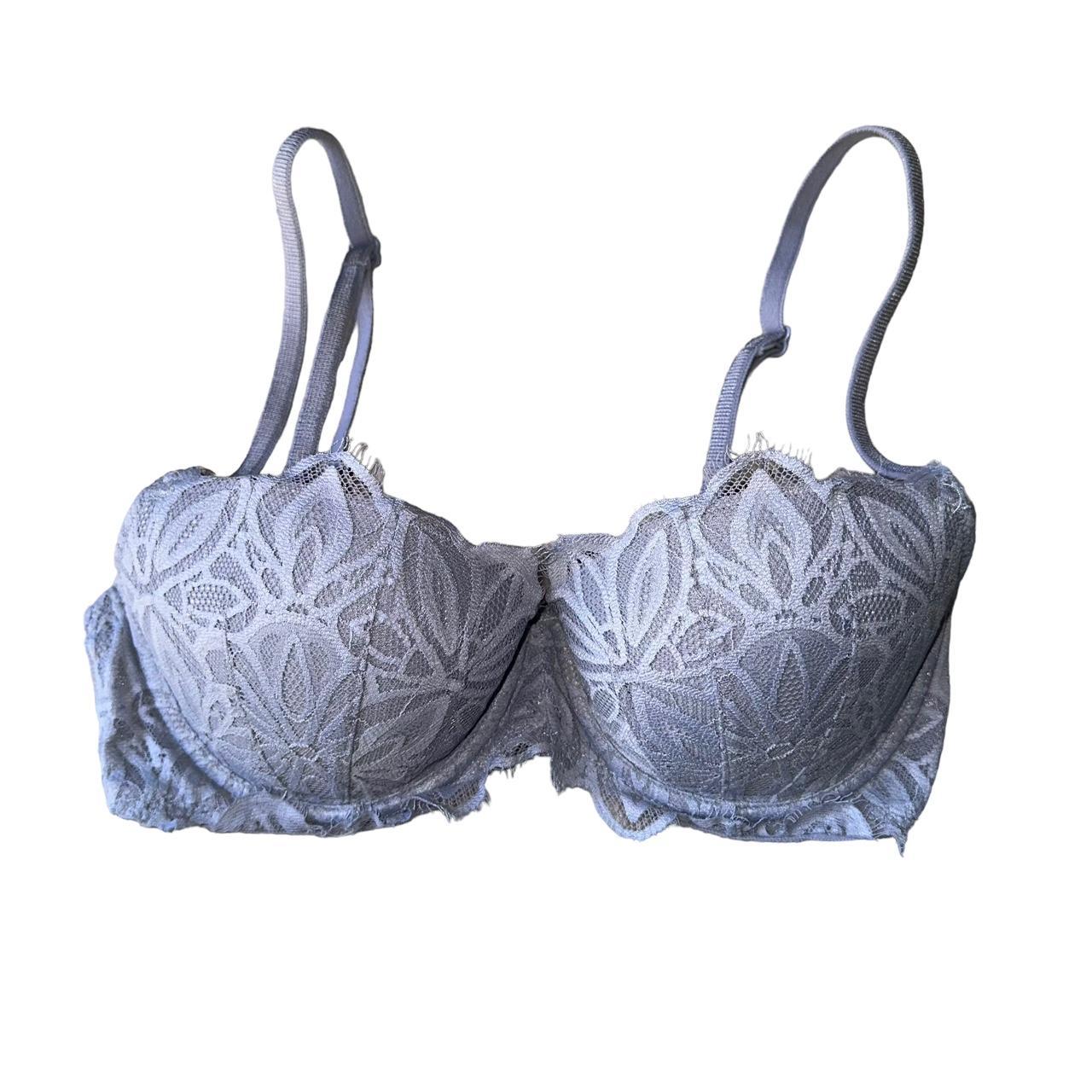 Victoria’s Secret push up bra 32c Dusky lilac lace... - Depop