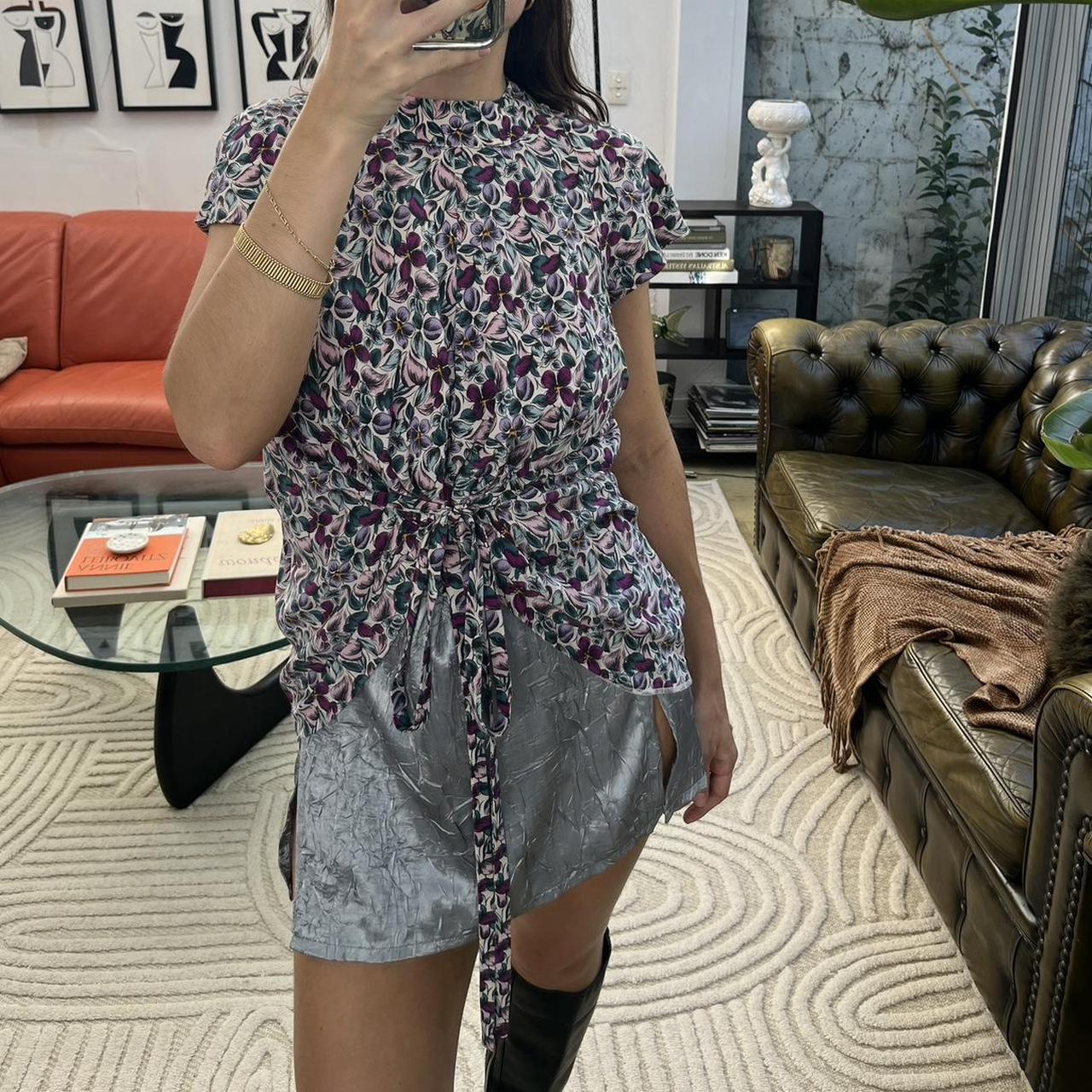 Scanlan Theodore silk floral blouse Gathers at the... - Depop