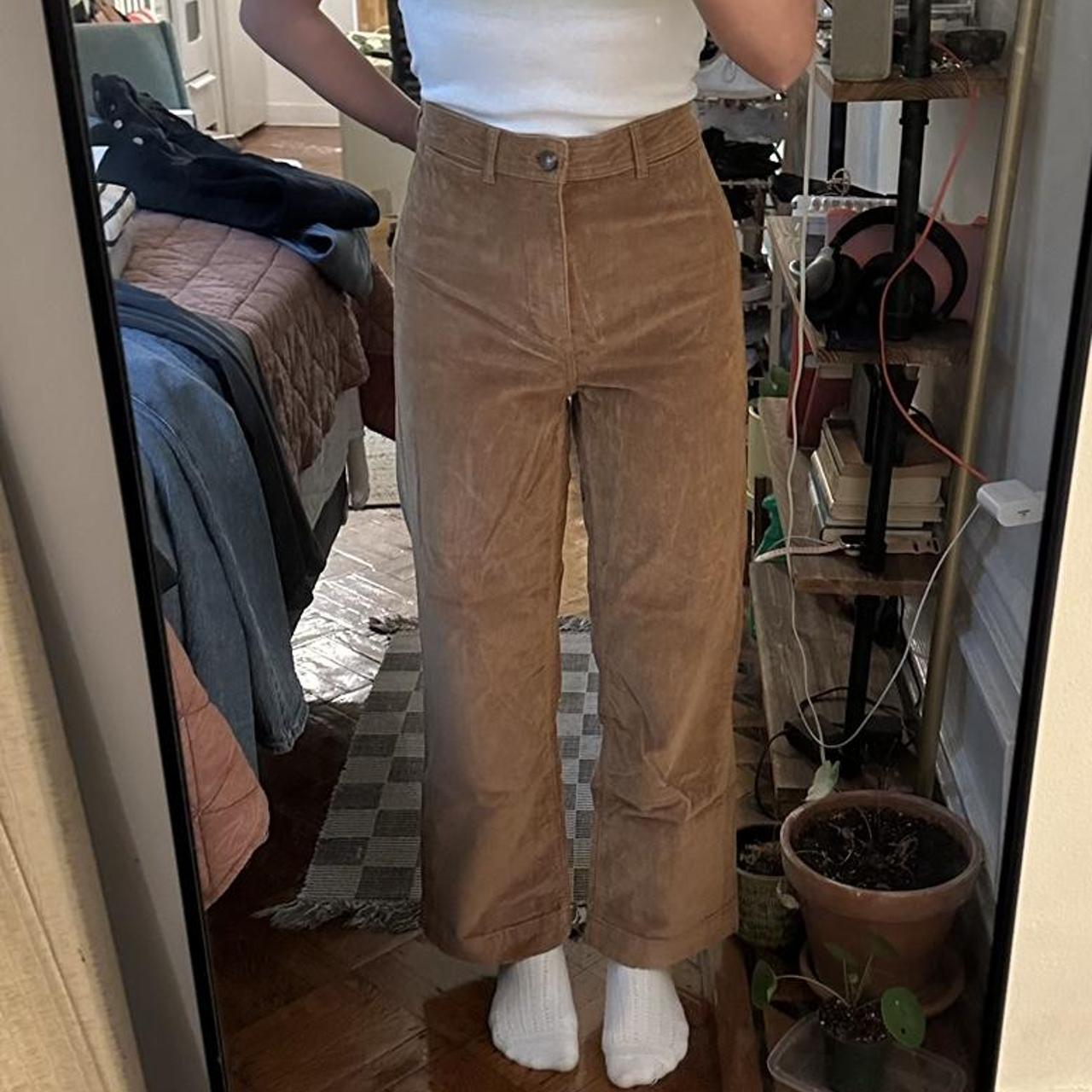everlane corduroy wide leg pant in toasted coconut.... - Depop