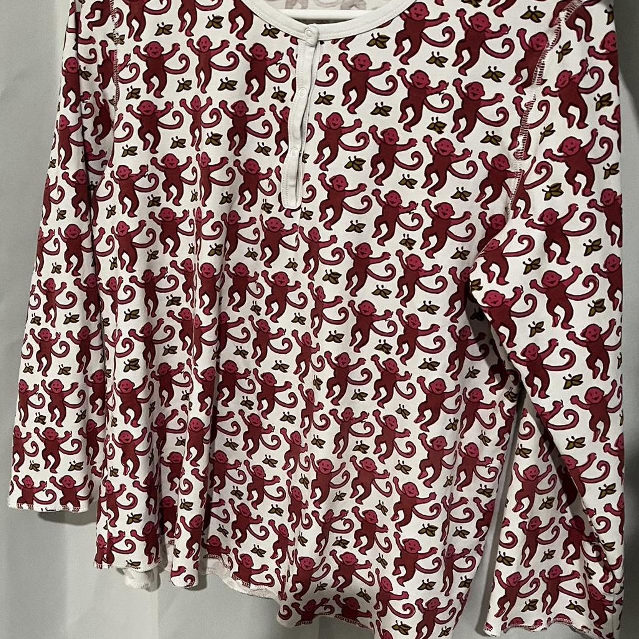 Pink roller rabbit pajama top - Depop