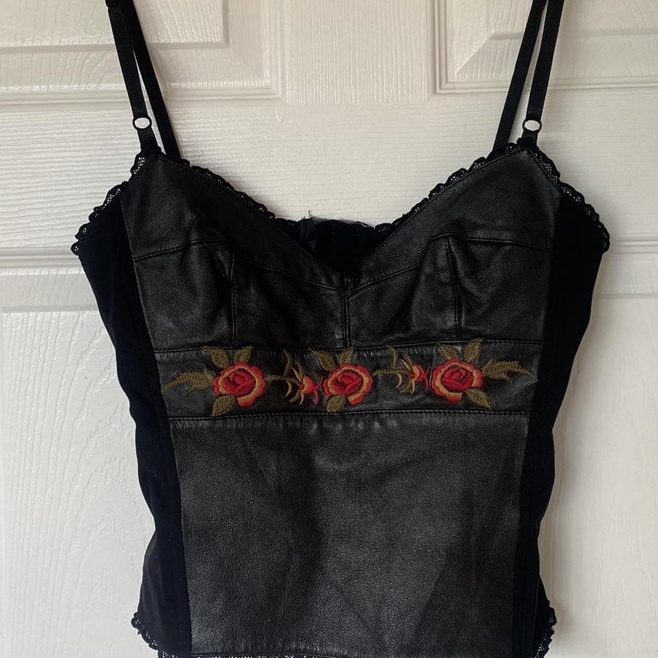I’ve been obsessed with this top for year,... - Depop