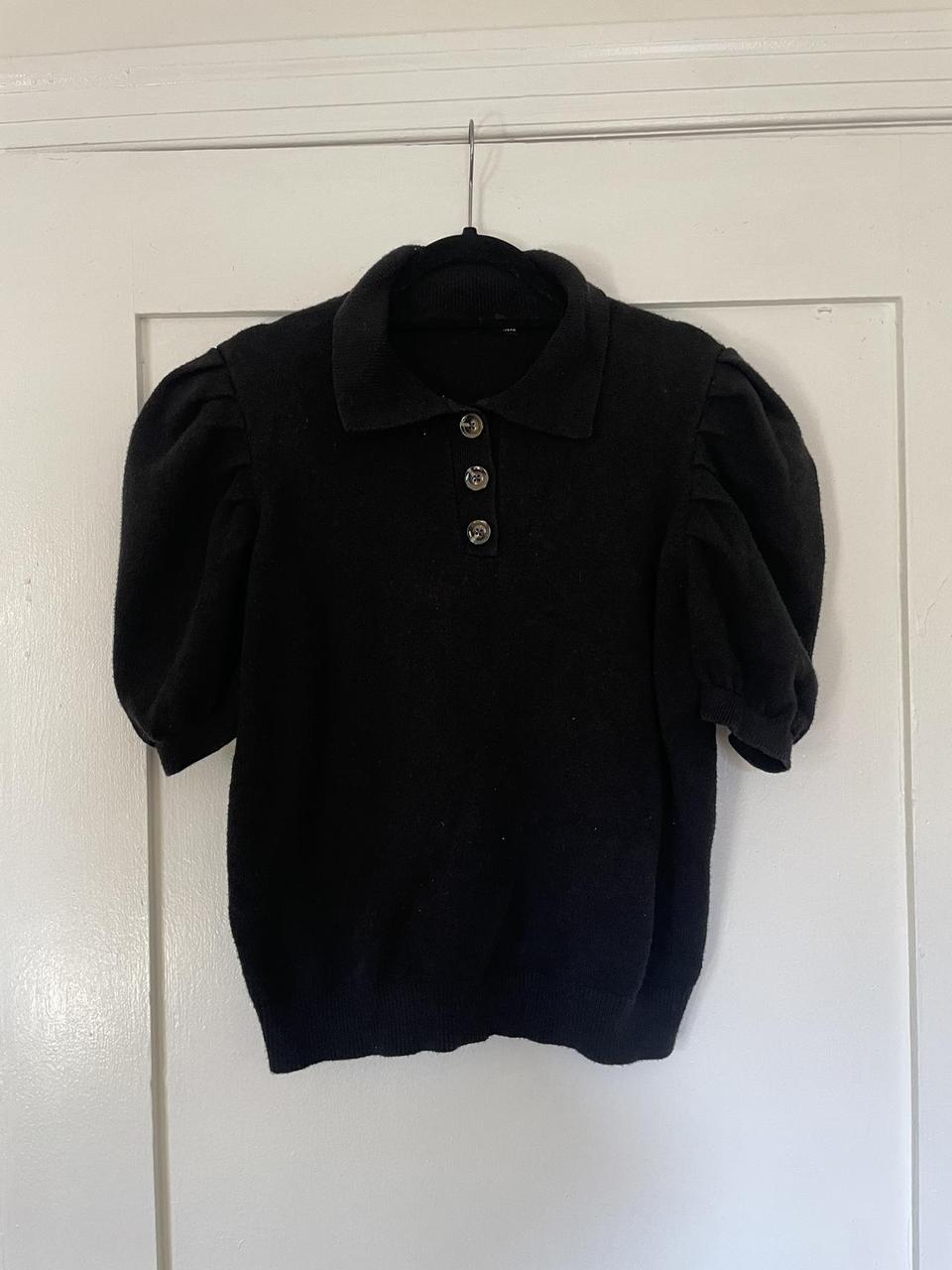 Who What Where puff sleeve knit polo XL Doen dupe - Depop